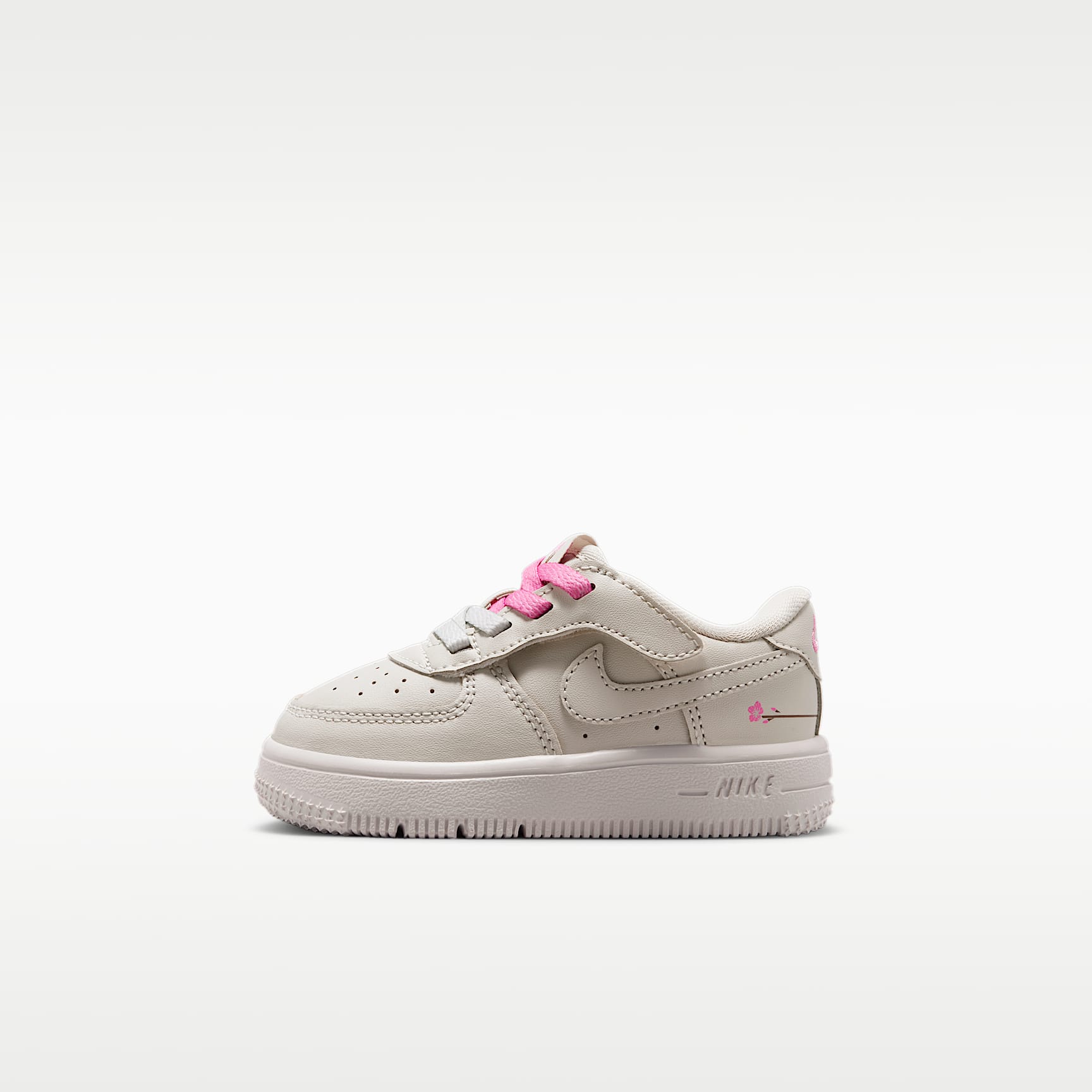 Nike Force 1 Low EasyOn cipő babáknak és totyogóknak. Nike HU