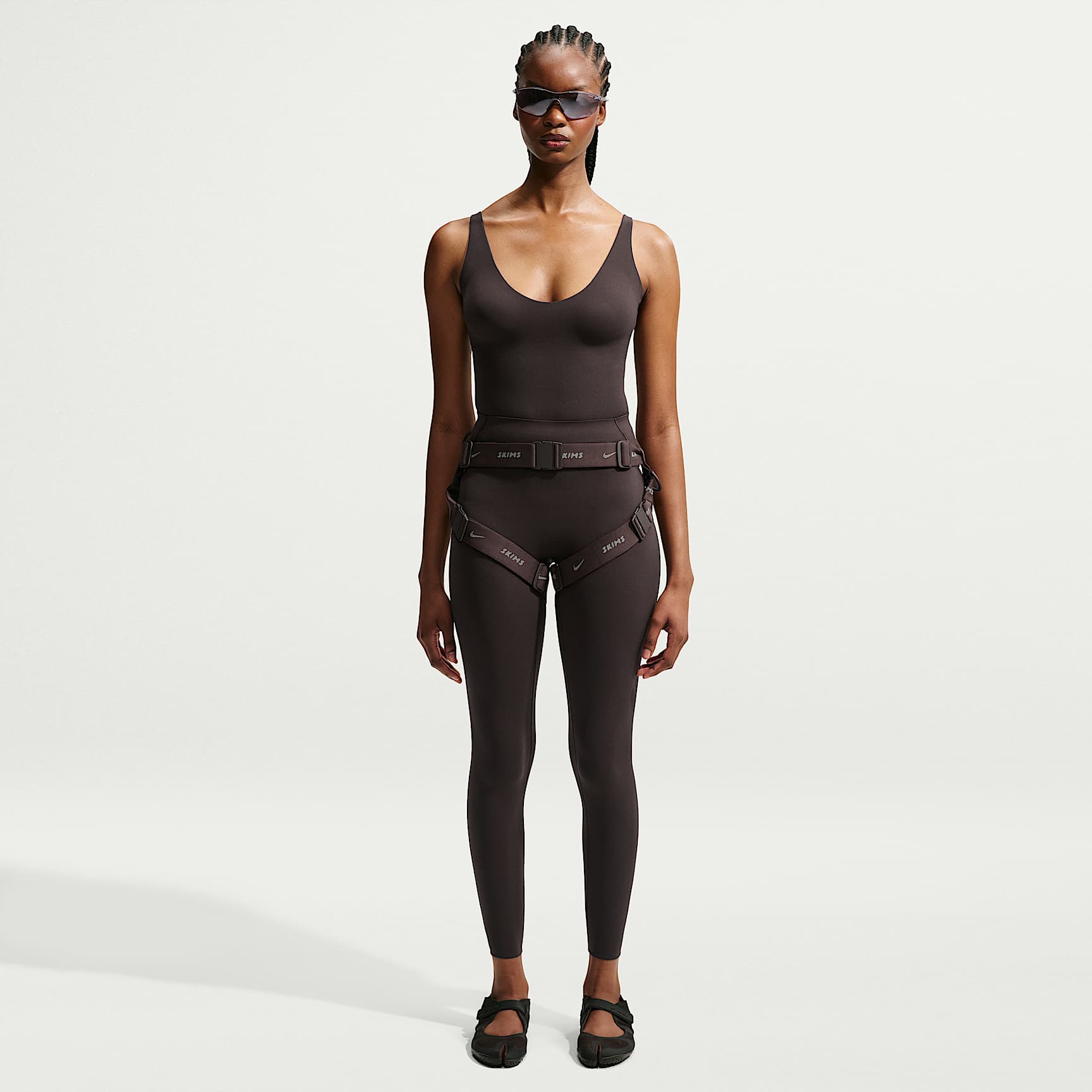 NikeSKIMS Studio Stretch Women's 66cm Leggings (Approx.). Nike BG