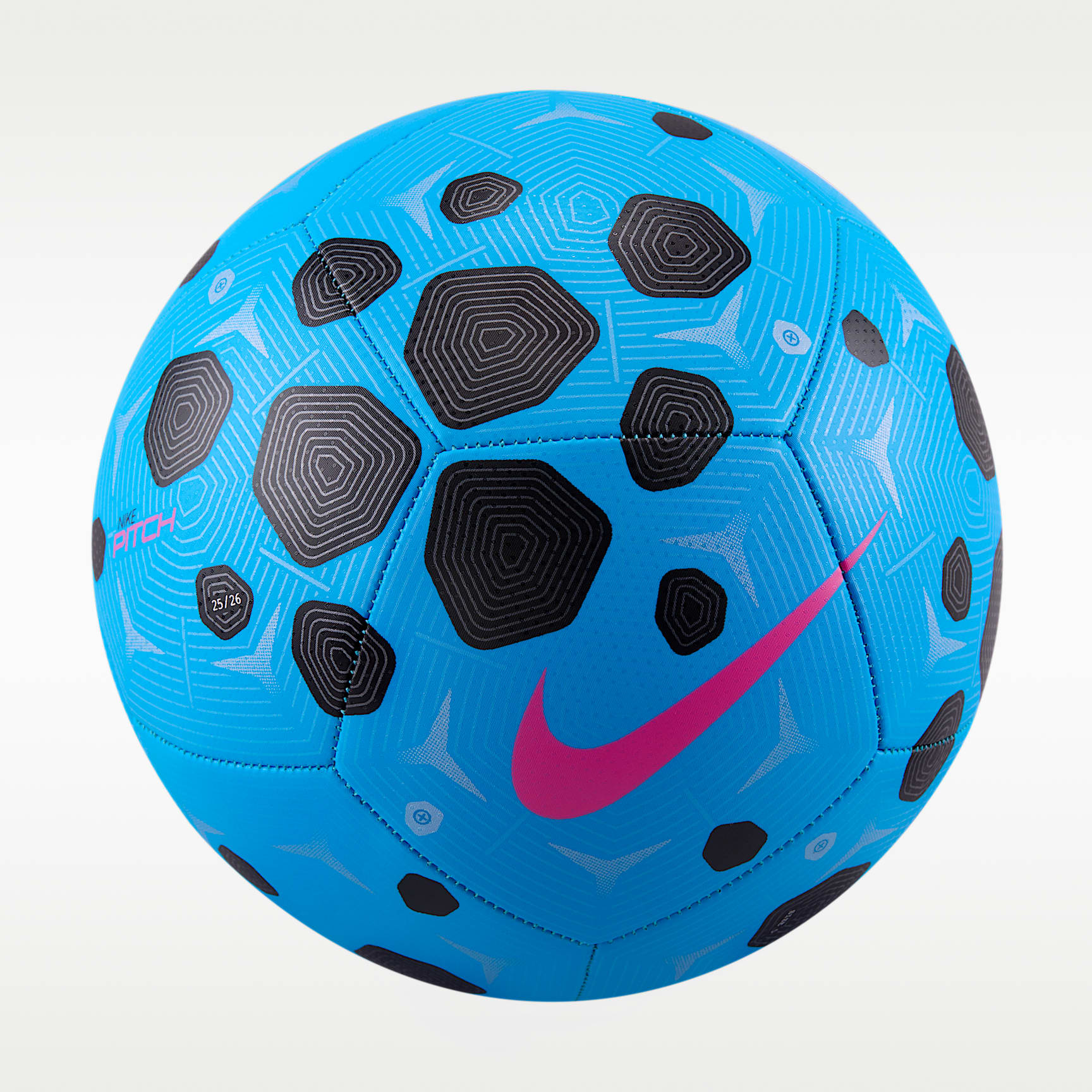 Nike Pitch Football. Nike UK