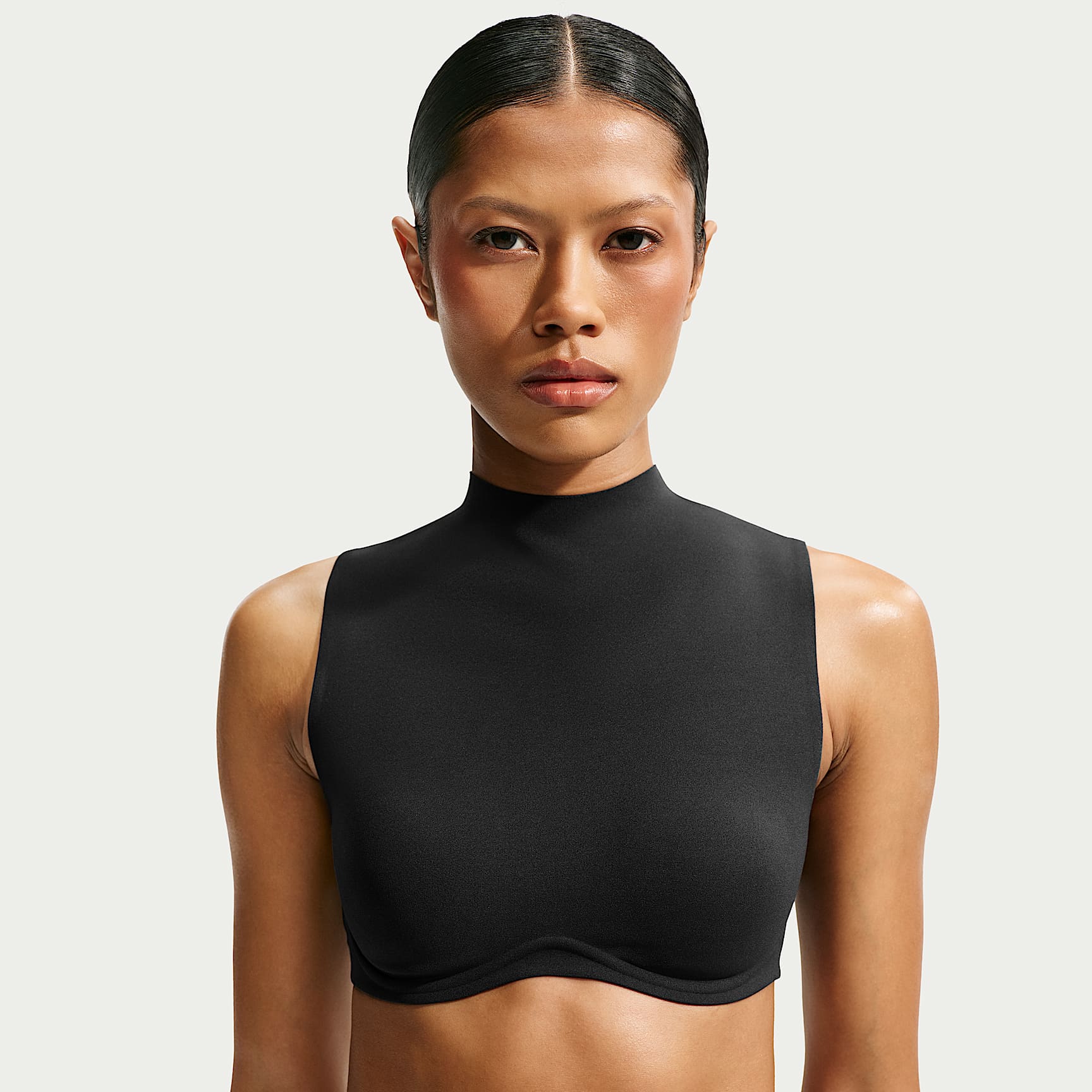 NikeSKIMS Studio Stretch Women's Medium-Support Mock Neck Sports Bra ...