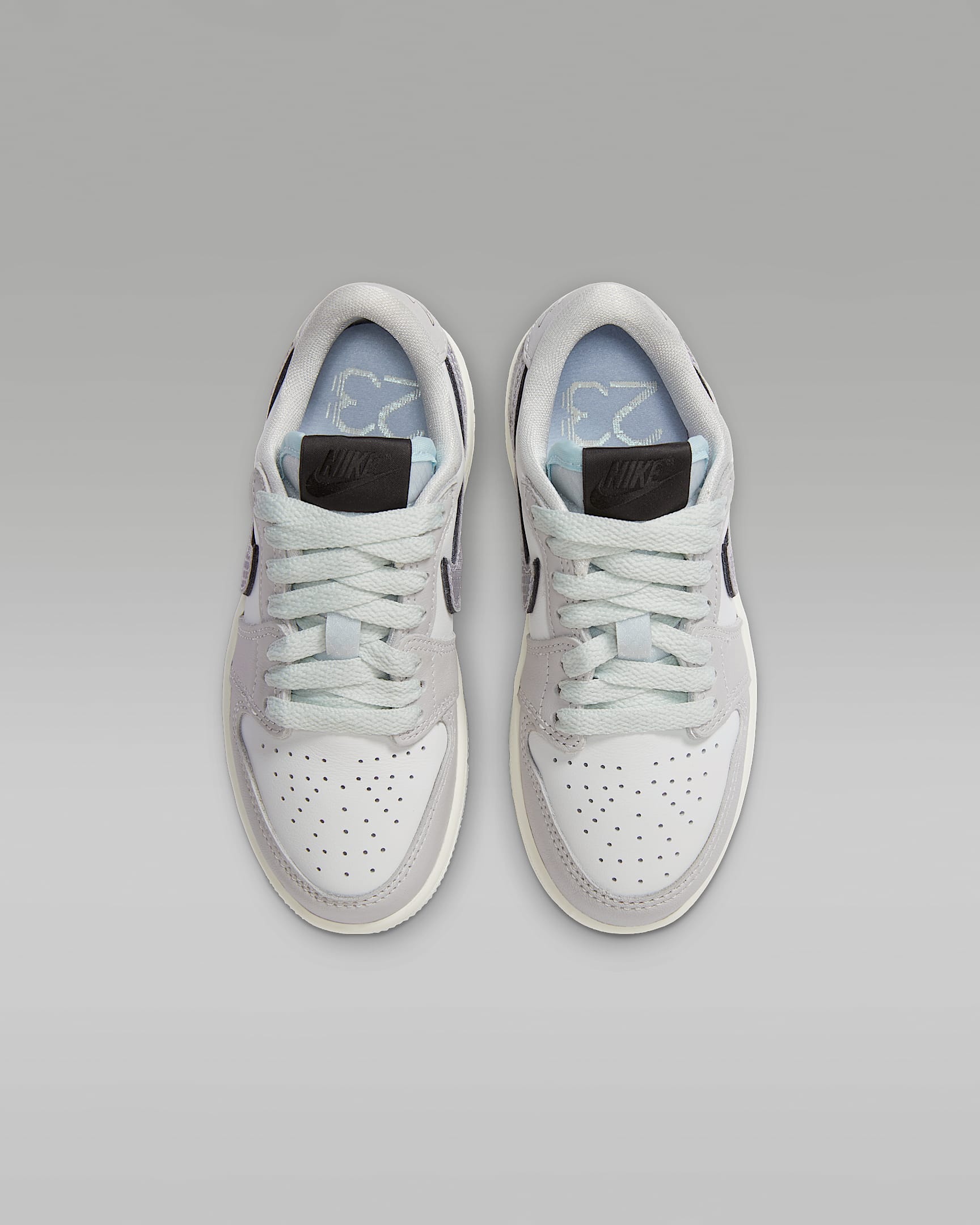 Jordan 1 Retro Low 'LNY' Younger Kids' Shoes. Nike SG