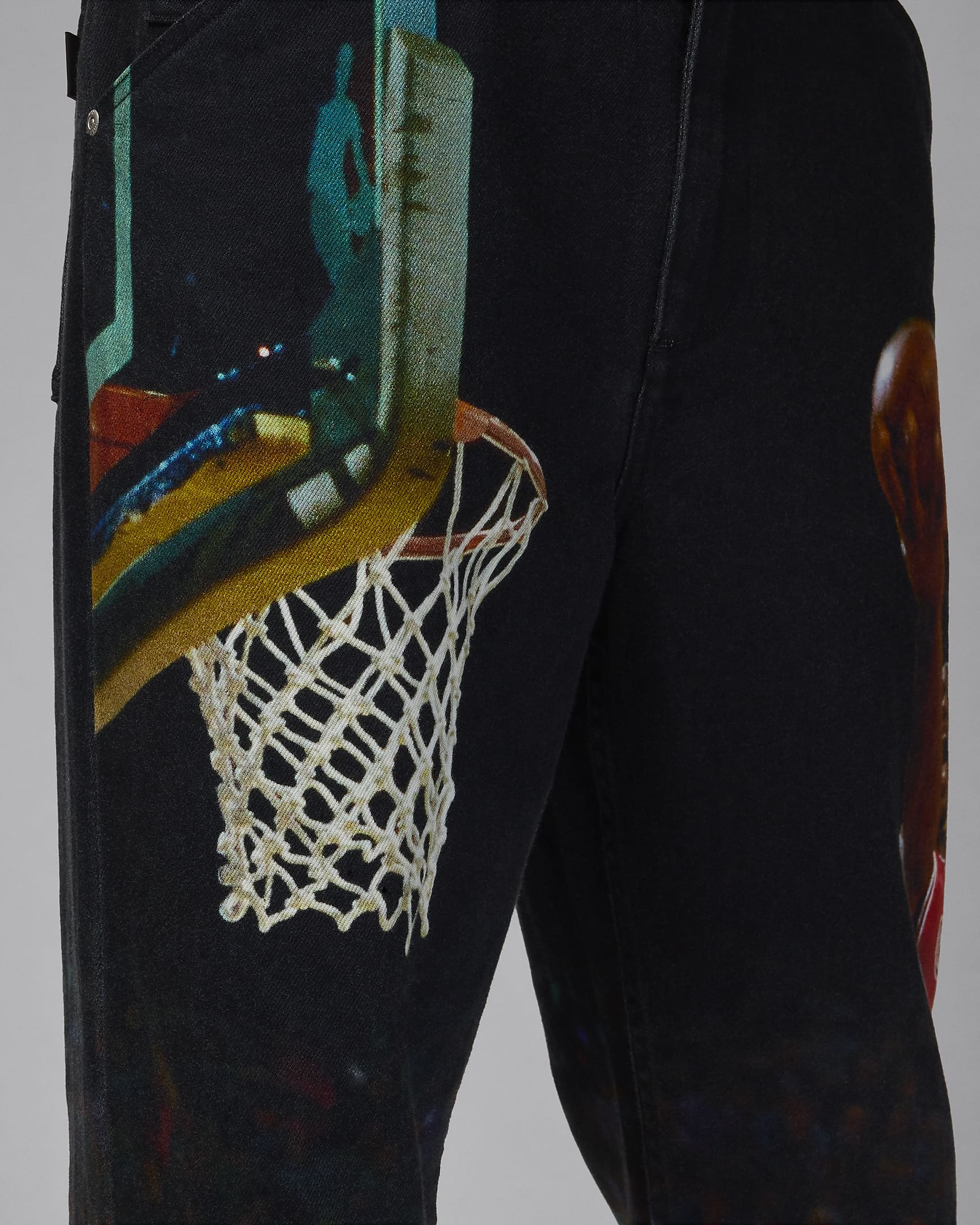 Air Jordan Men's Printed Twill Trousers. Nike IN