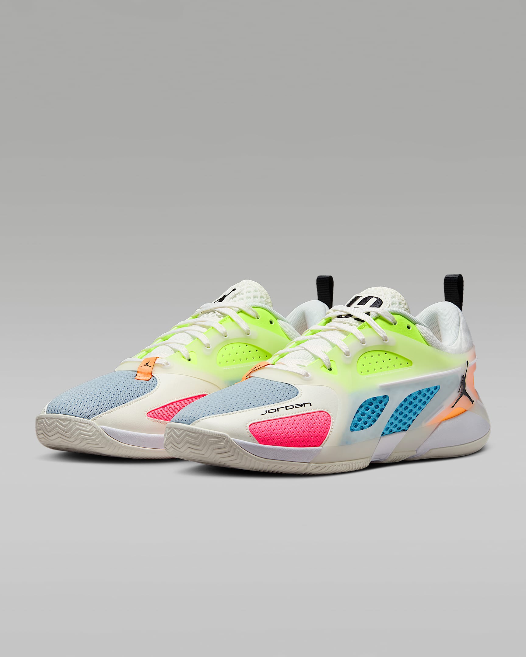 Jordan Heir Series Basketball Shoes. Nike AT