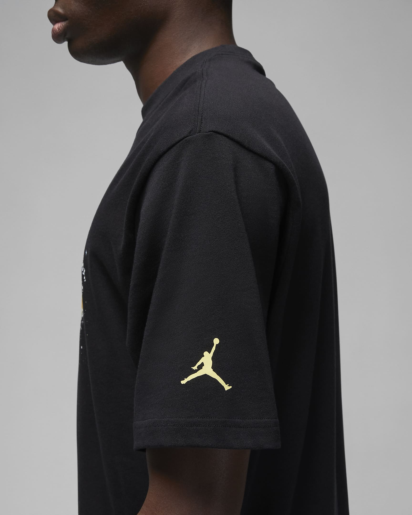 Luka Men's T-Shirt. Nike PH