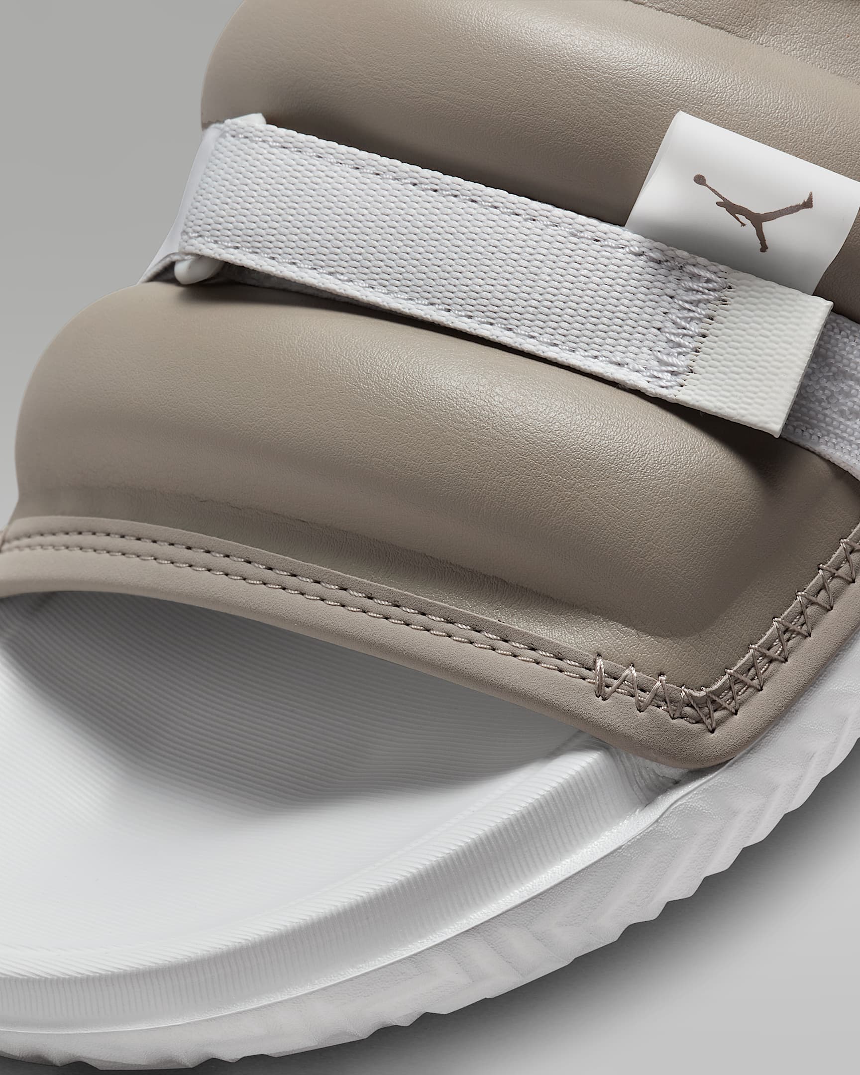 Jordan Super Play Men's Slides. Nike IN