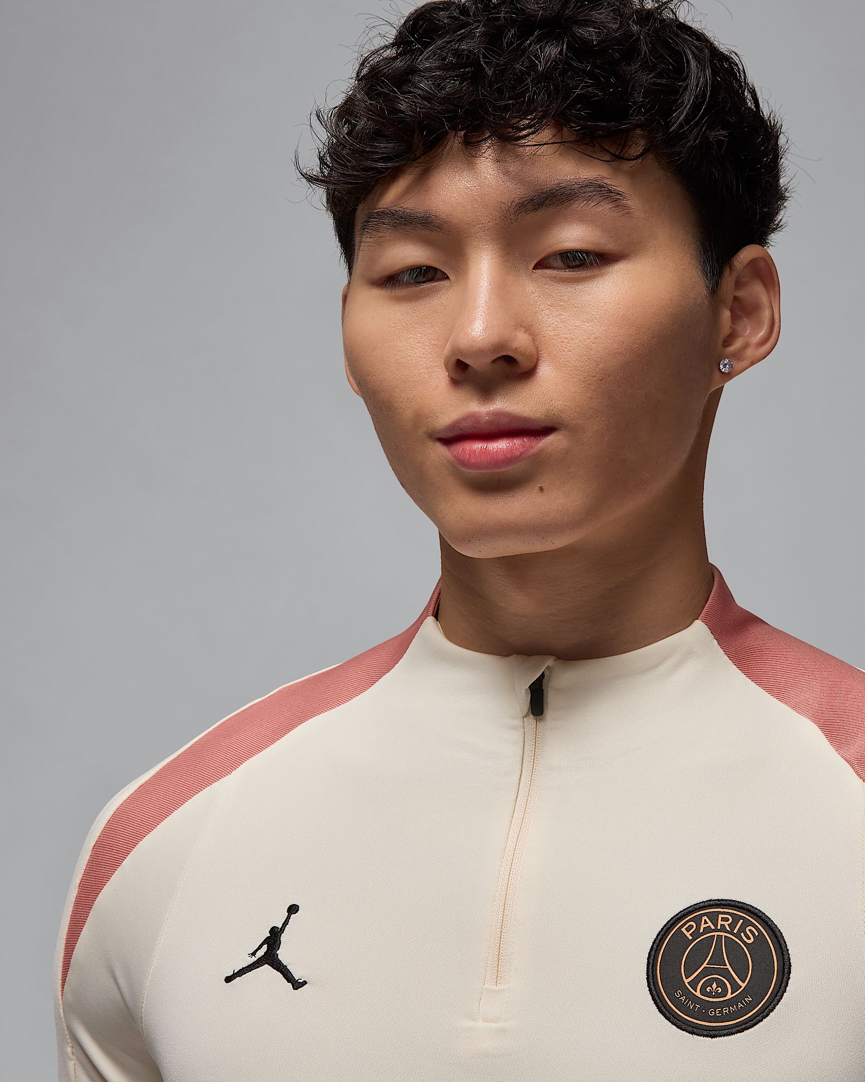 Paris Saint-Germain Strike Third Men's Jordan Dri-FIT Football Drill ...