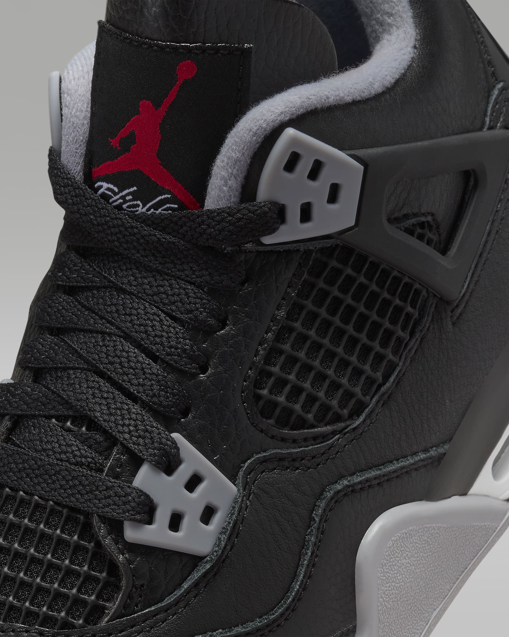 Sko Air Jordan 4 Retro "Bred Reimagined" för ungdom. Nike SE