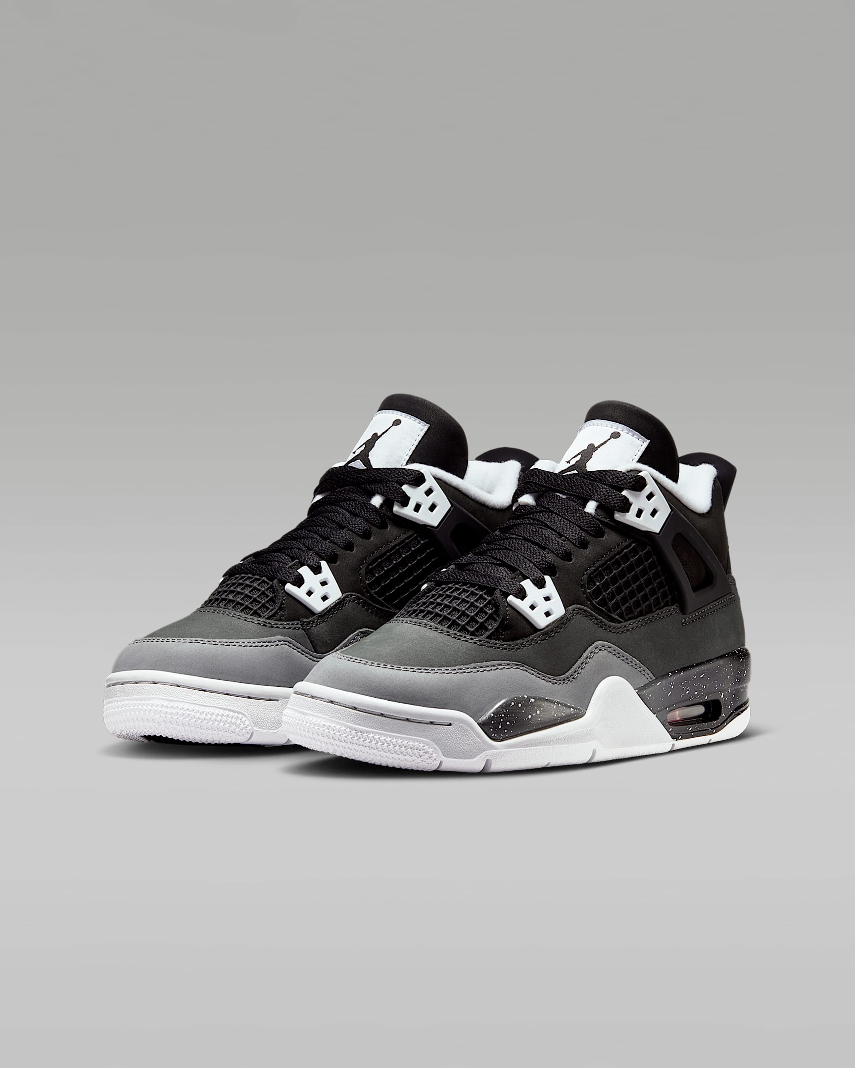 Air Jordan 4 Retro 'Fear' Older Kids' Shoes. Nike SG