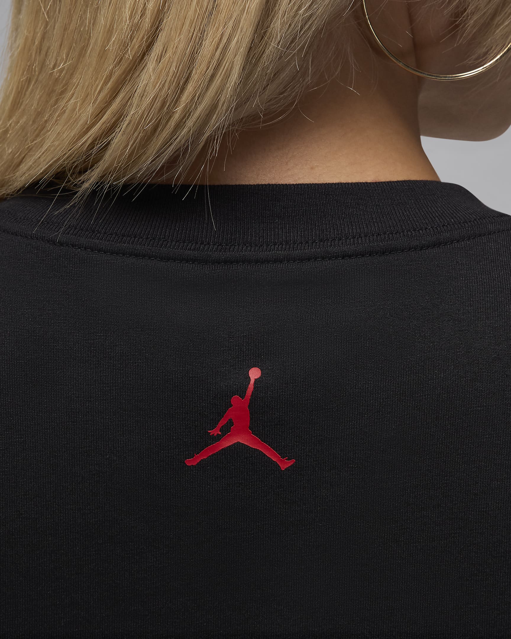 Jordan Women's Graphic T-Shirt. Nike SG