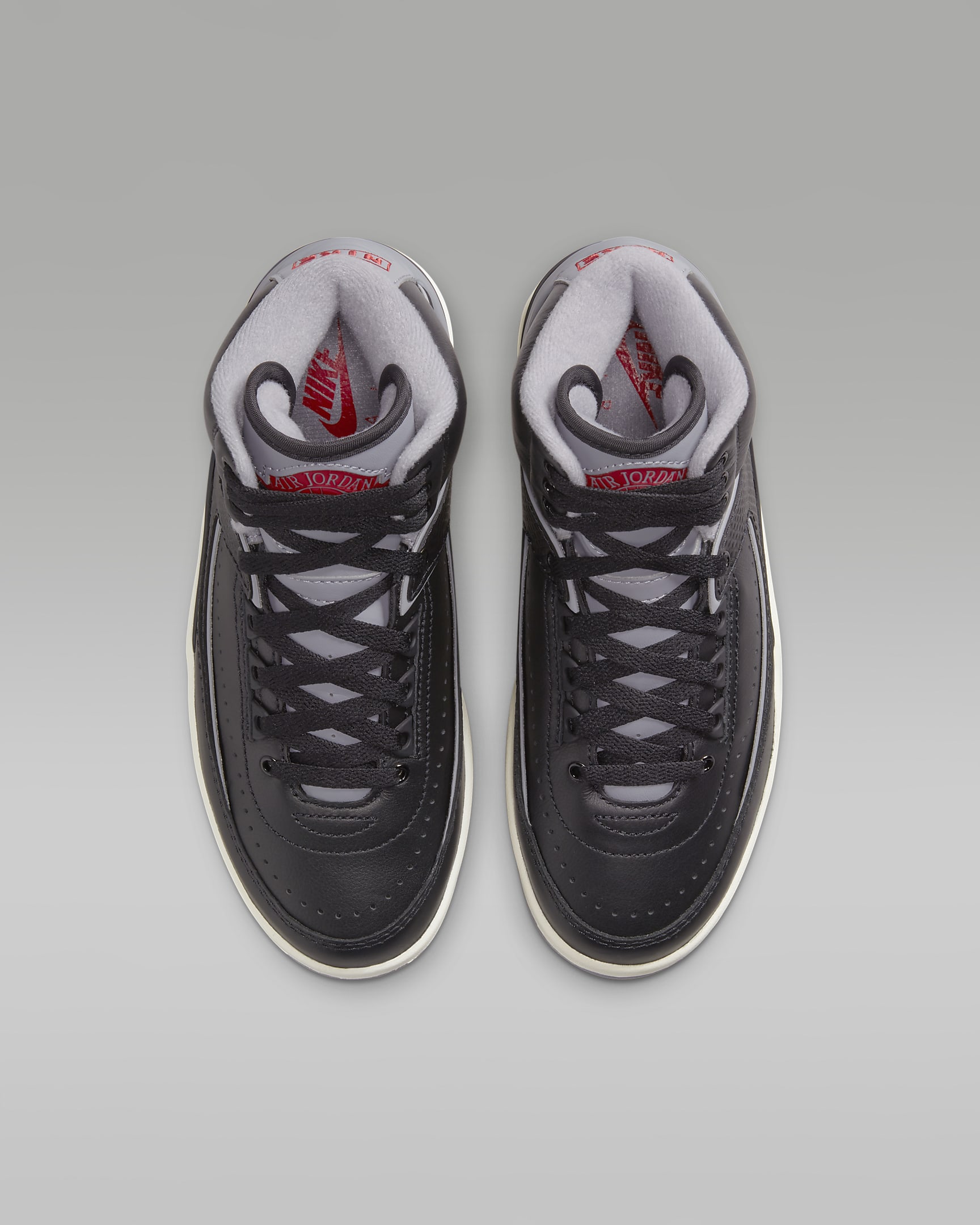 Air Jordan 2 Retro Older Kids' Shoes. Nike DK