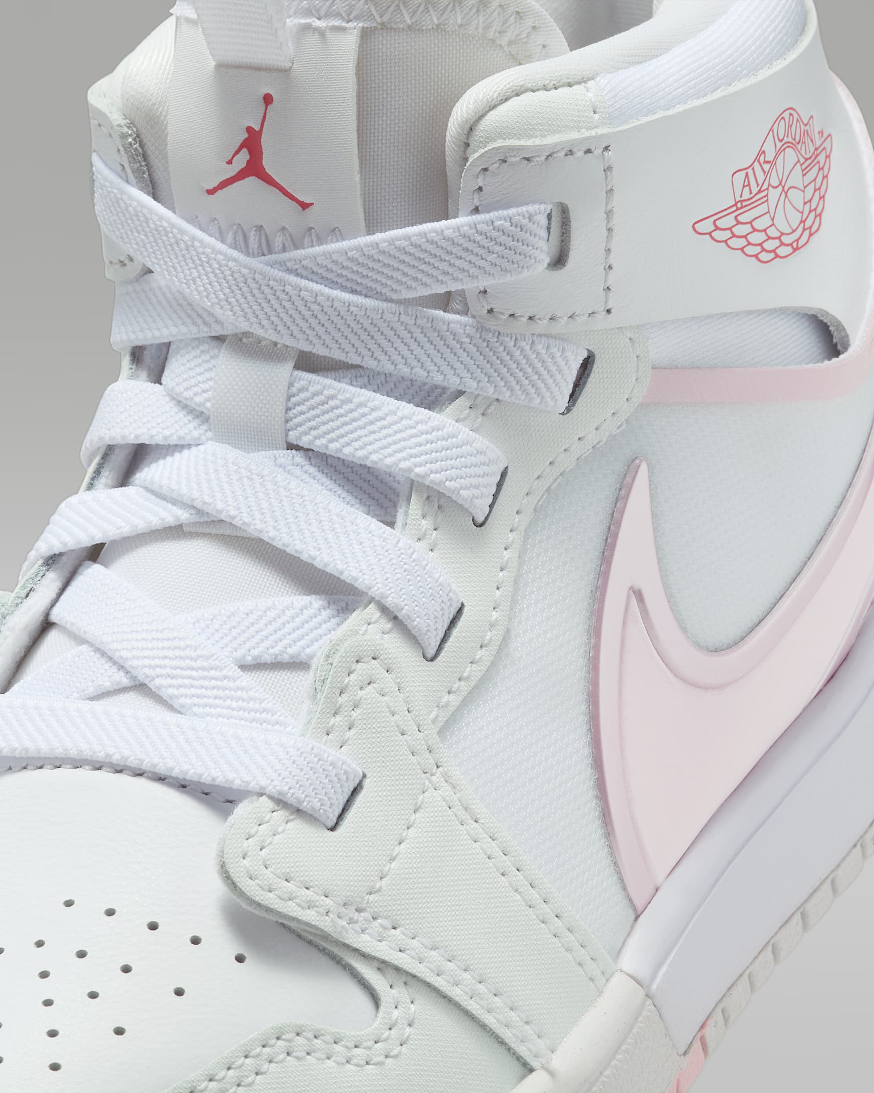 Jordan 1 Mid RM EasyOn Younger Kids' Shoes. Nike UK