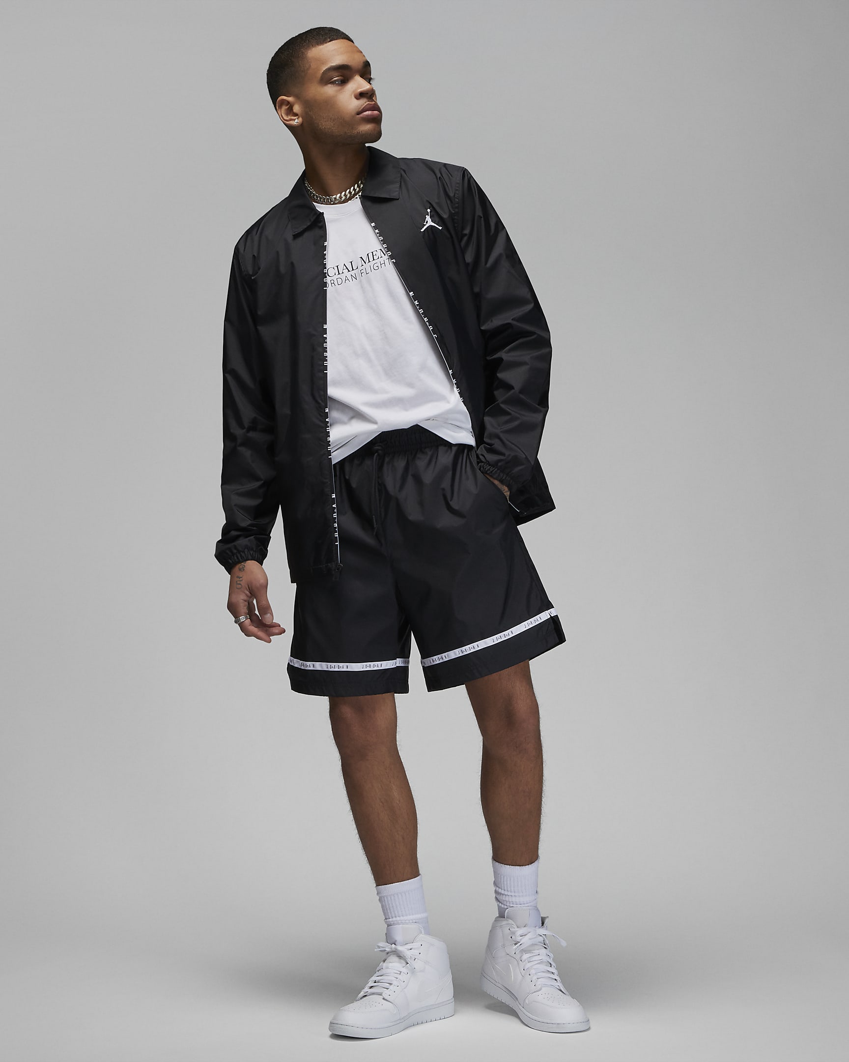 Jordan Essentials Men's Woven Shorts. Nike VN