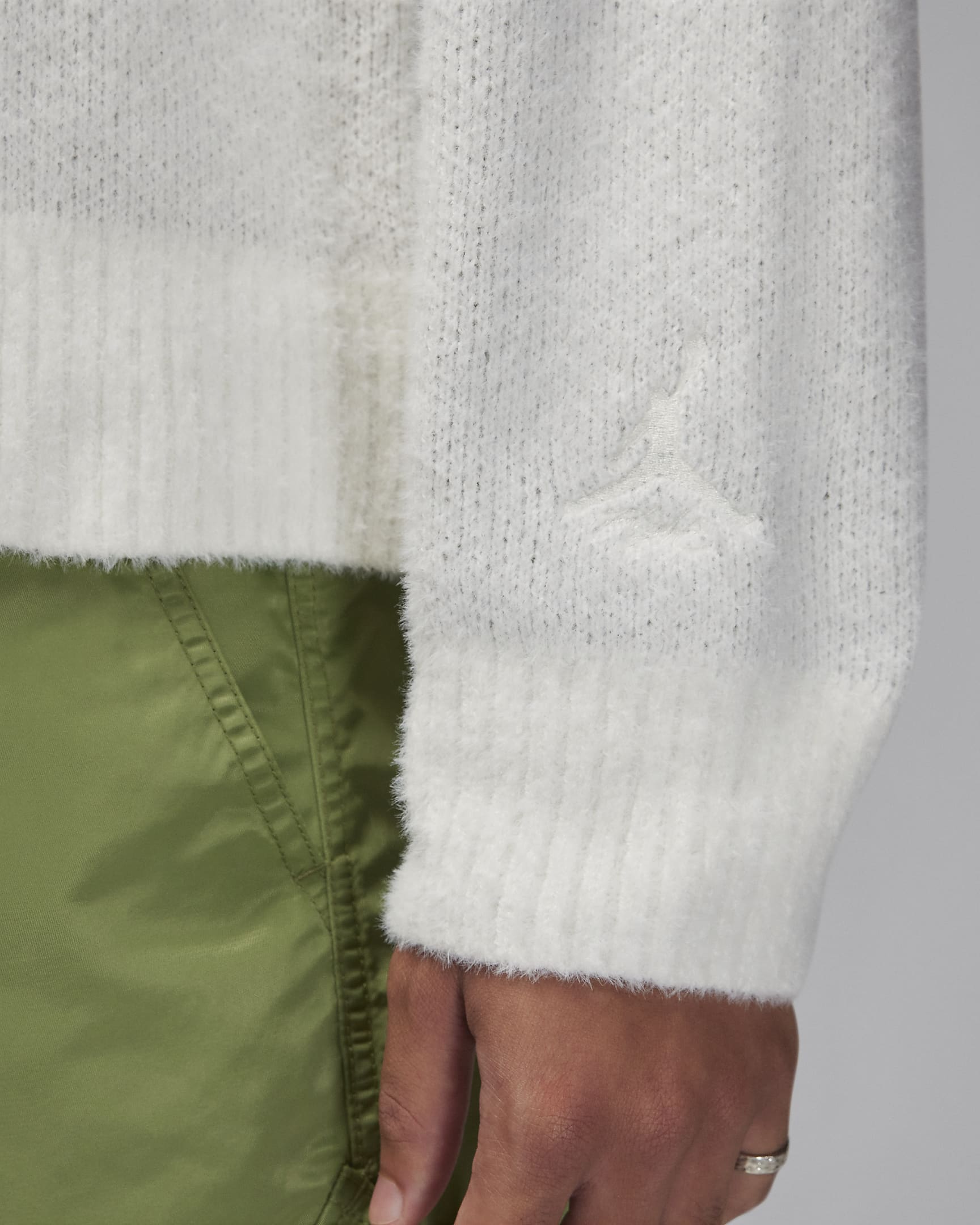 Jordan Flight Heritage Crop Jumper. Nike VN