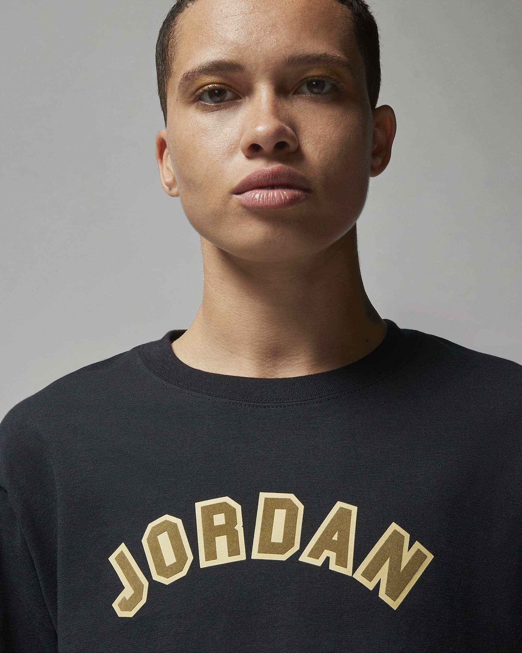 Jordan Women's Super-Crop Long-Sleeve Graphic T-Shirt. Nike LU