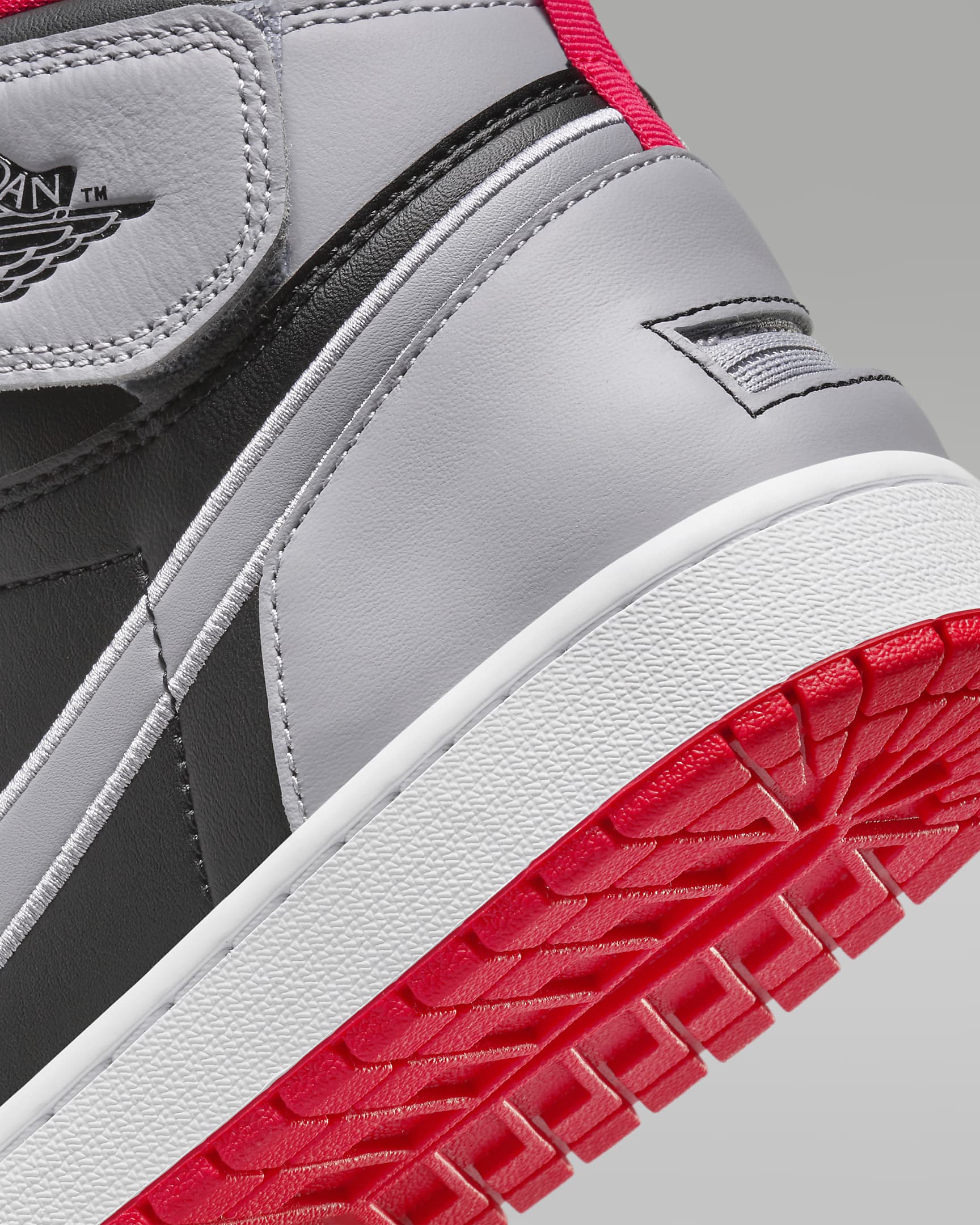 Sapatilhas Air Jordan 1 Hi FlyEase para homem. Nike PT