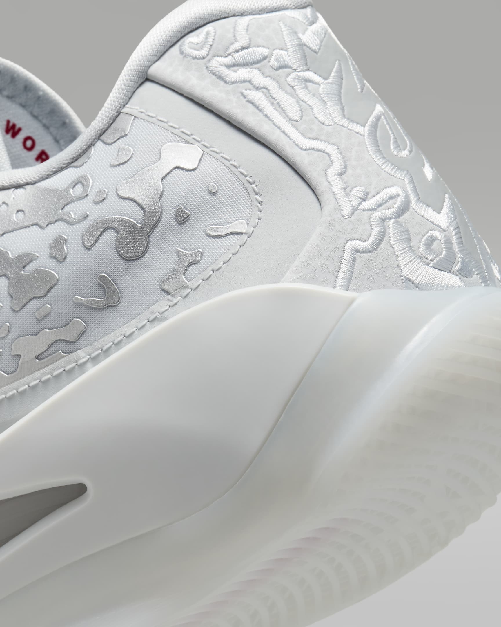 Zion 3 PF 'Liquid Metal' Basketball Shoes. Nike VN