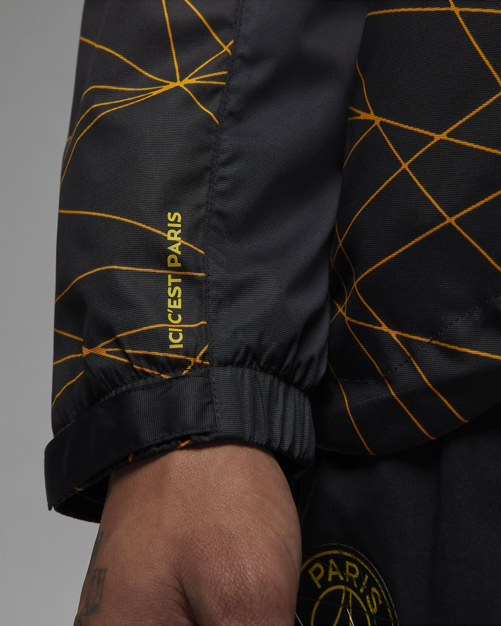 Paris Saint-Germain Men's Anthem Jacket. Nike SI