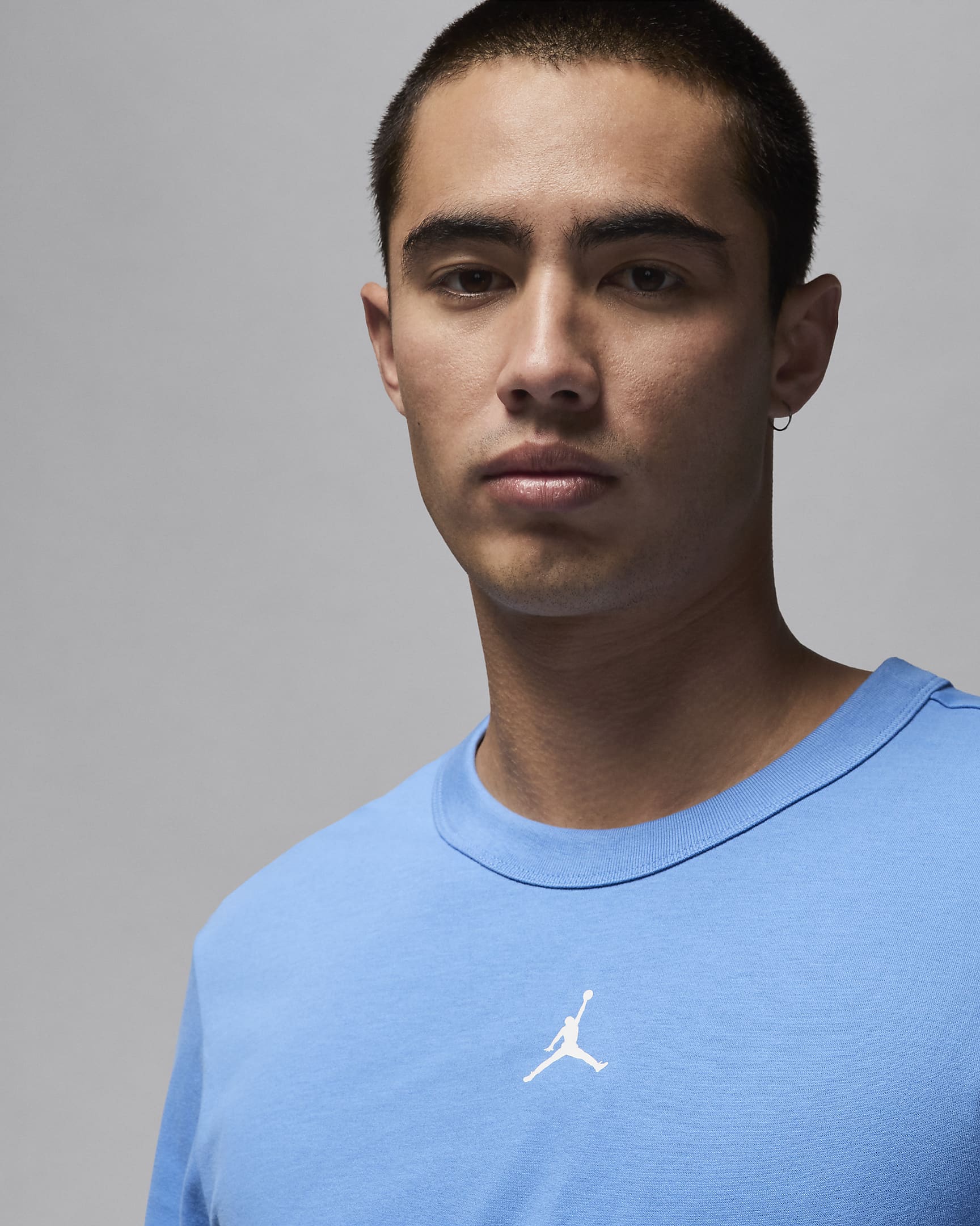 Jordan Sport Men's Dri-FIT Short-Sleeve Top. Nike UK