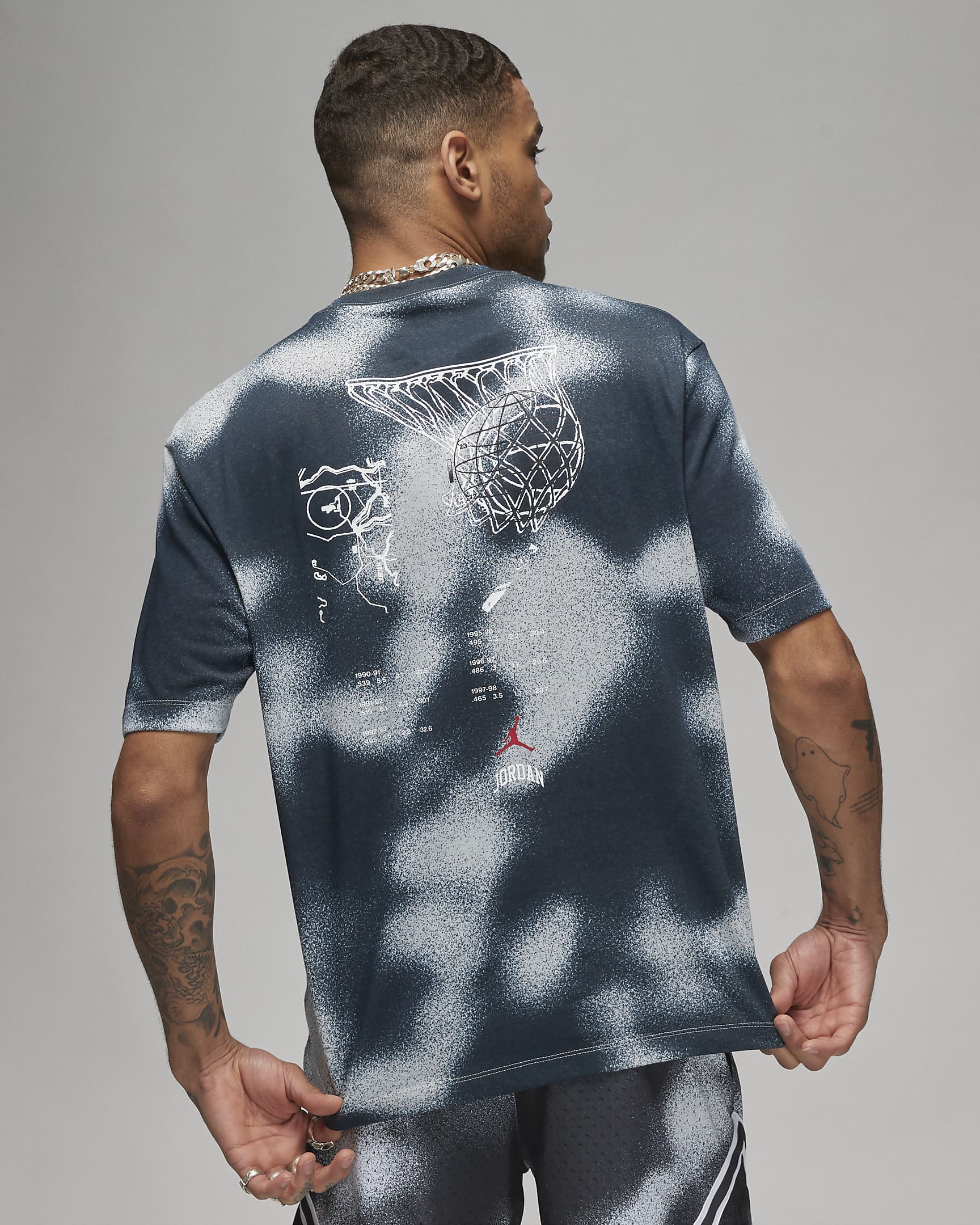 Jordan Sport Men's Graphic T-Shirt. Nike MY