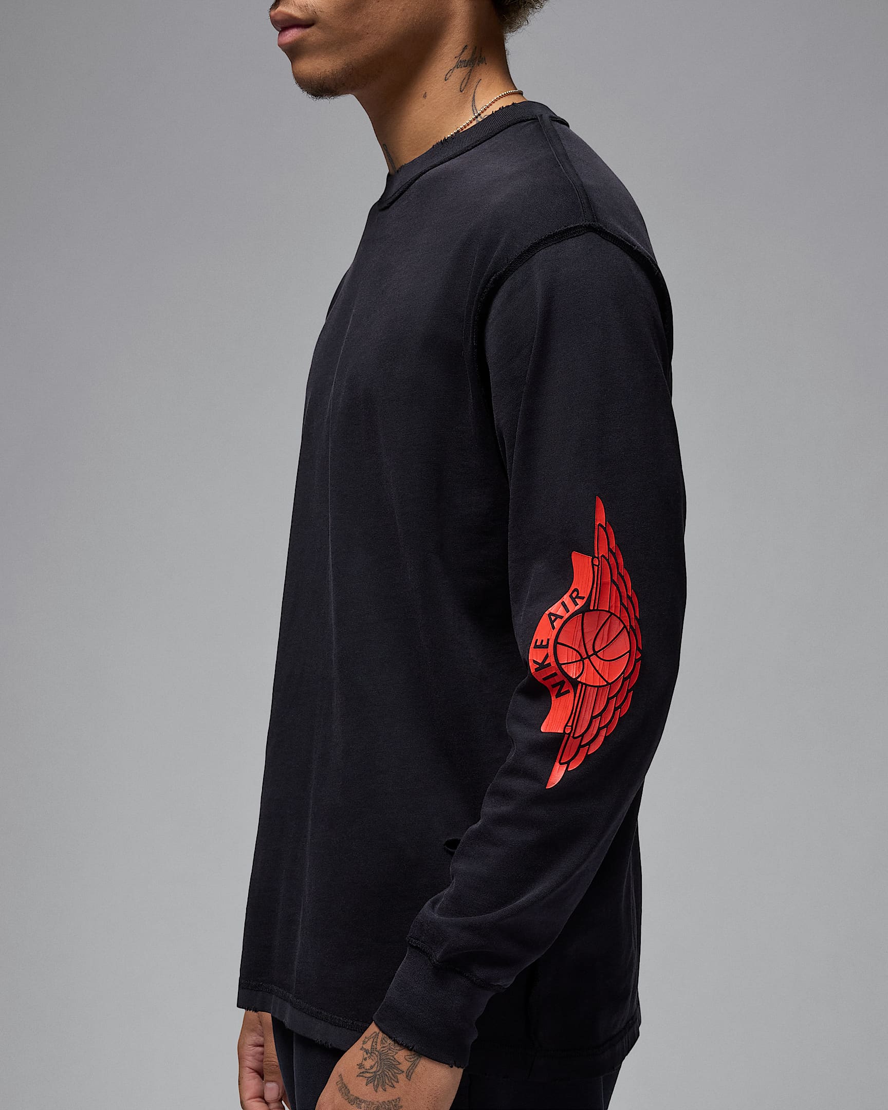 Jordan Rare Air Men's Long-Sleeve T-Shirt. Nike ZA