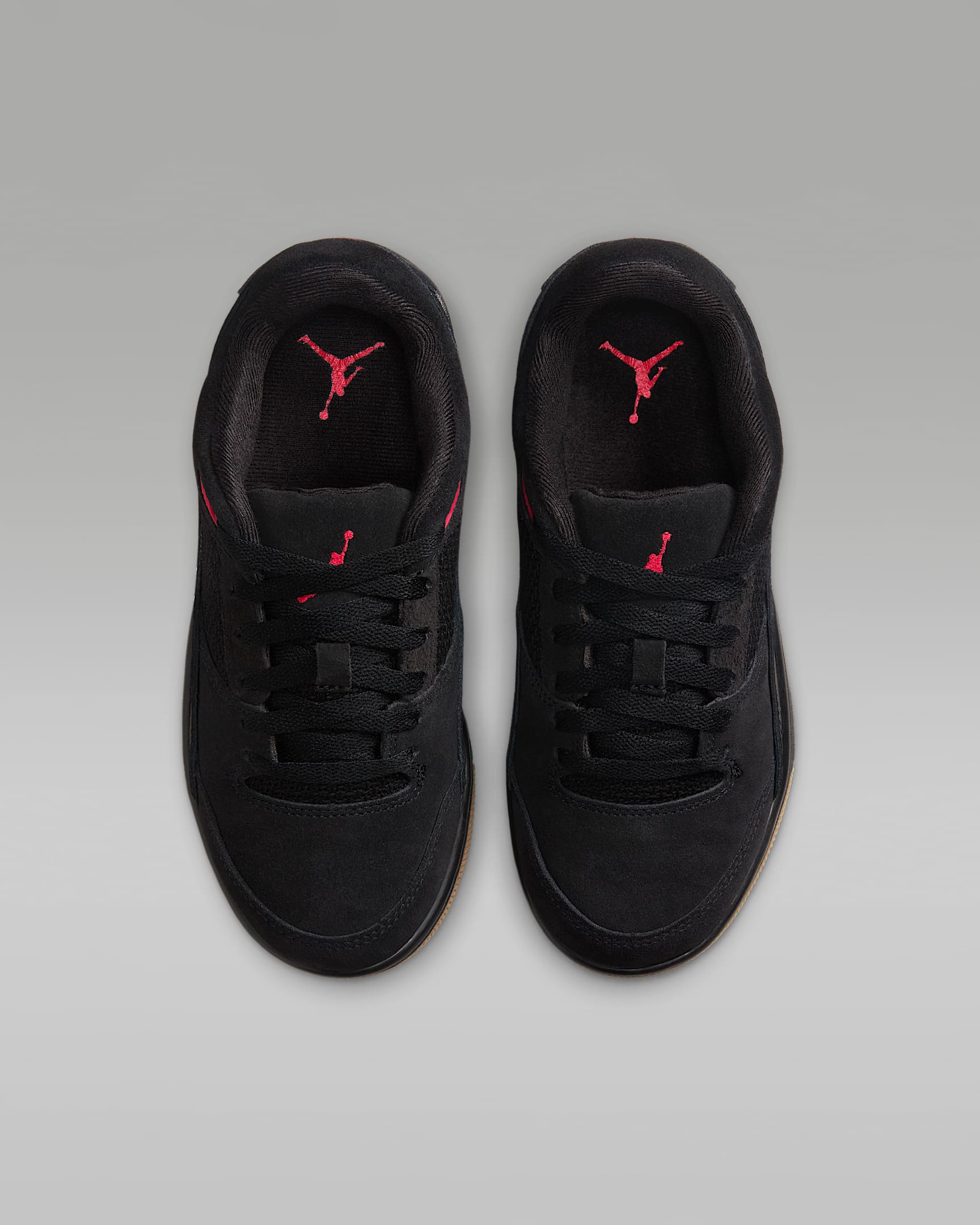 Jordan Flight Court Older Kids' Shoes. Nike BG