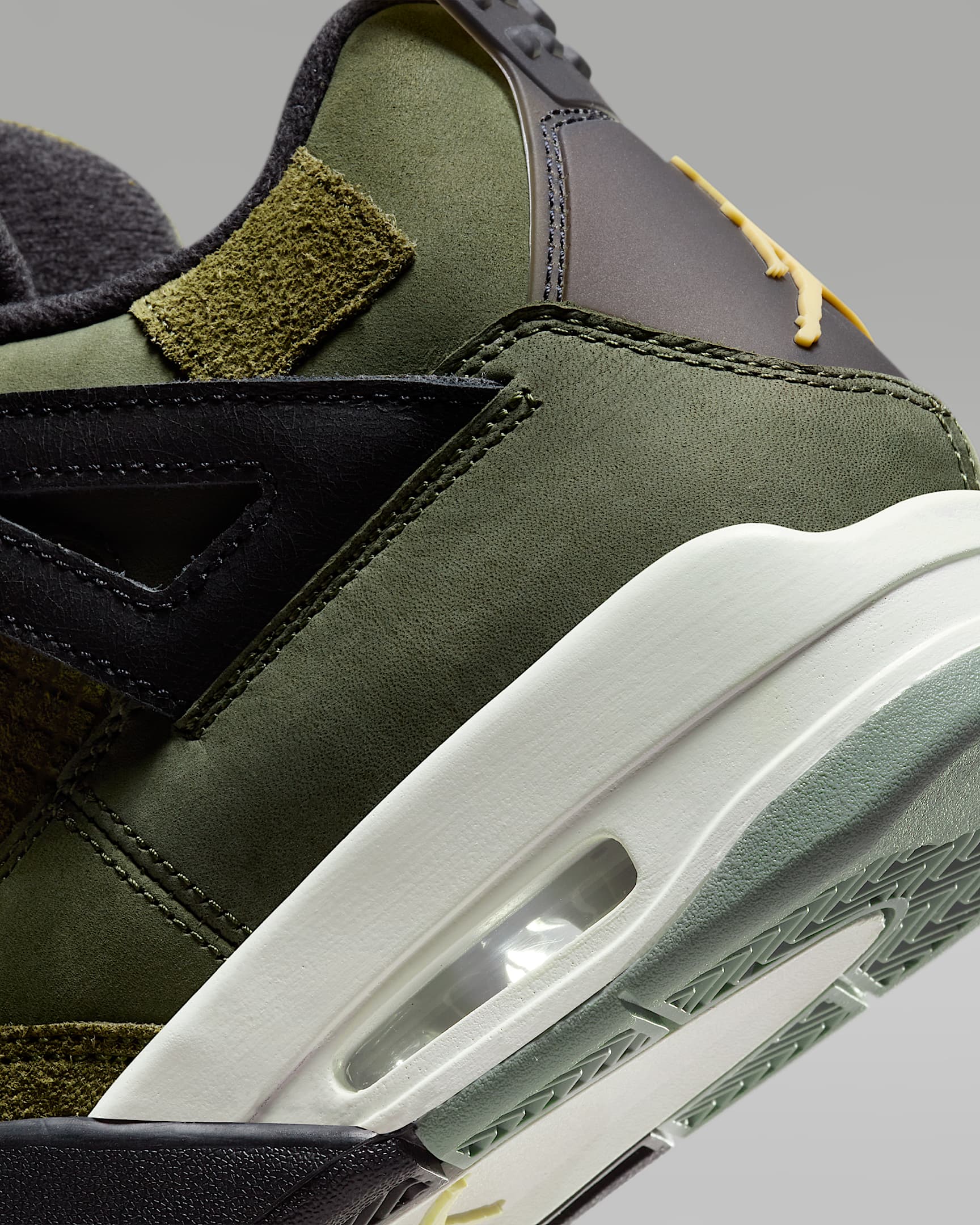 Air Jordan 4 Craft "Olive" Men's Shoes. Nike.com