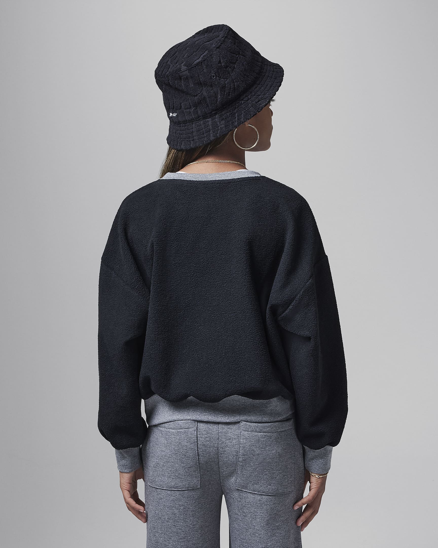 Jordan Big Kids' Meta-Enchantment Cozy Crew. Nike JP