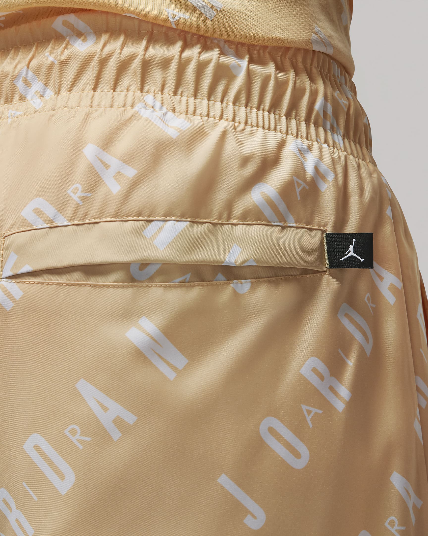 Jordan Essentials Men's Poolside Shorts. Nike DK