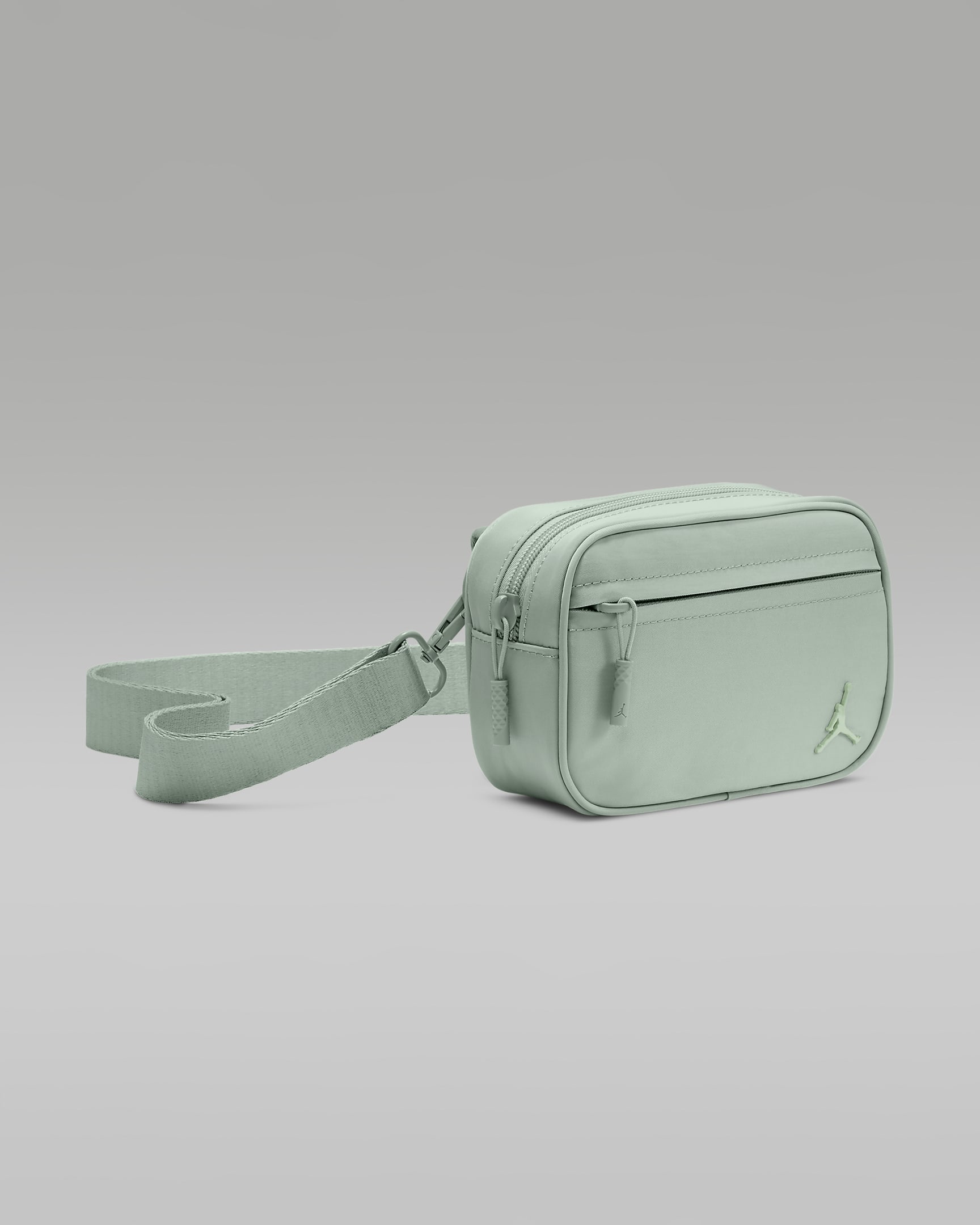 Jordan Alpha Camera Bag (1L). Nike IE