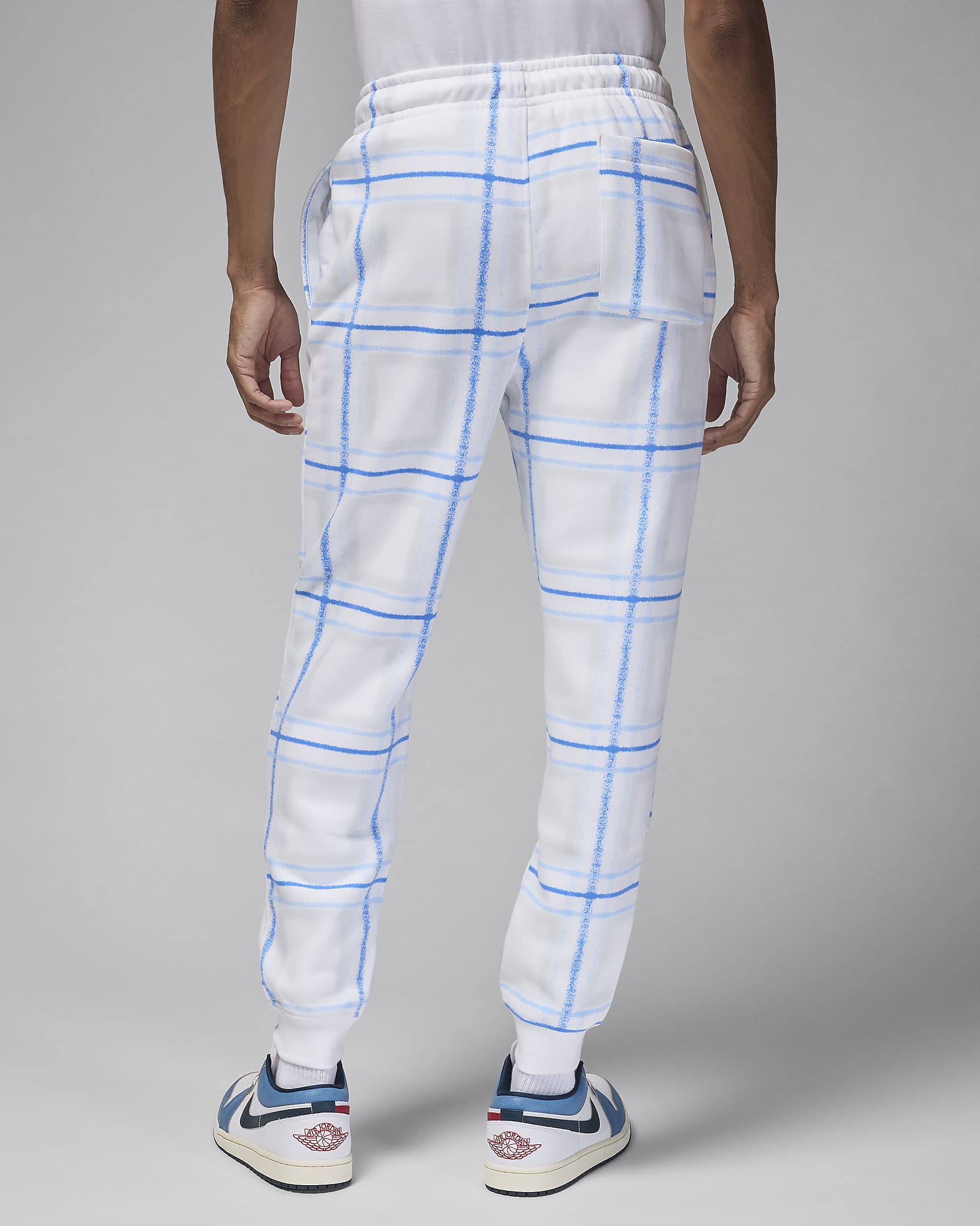 Jordan Essentials Men's Fleece Trousers. Nike SG