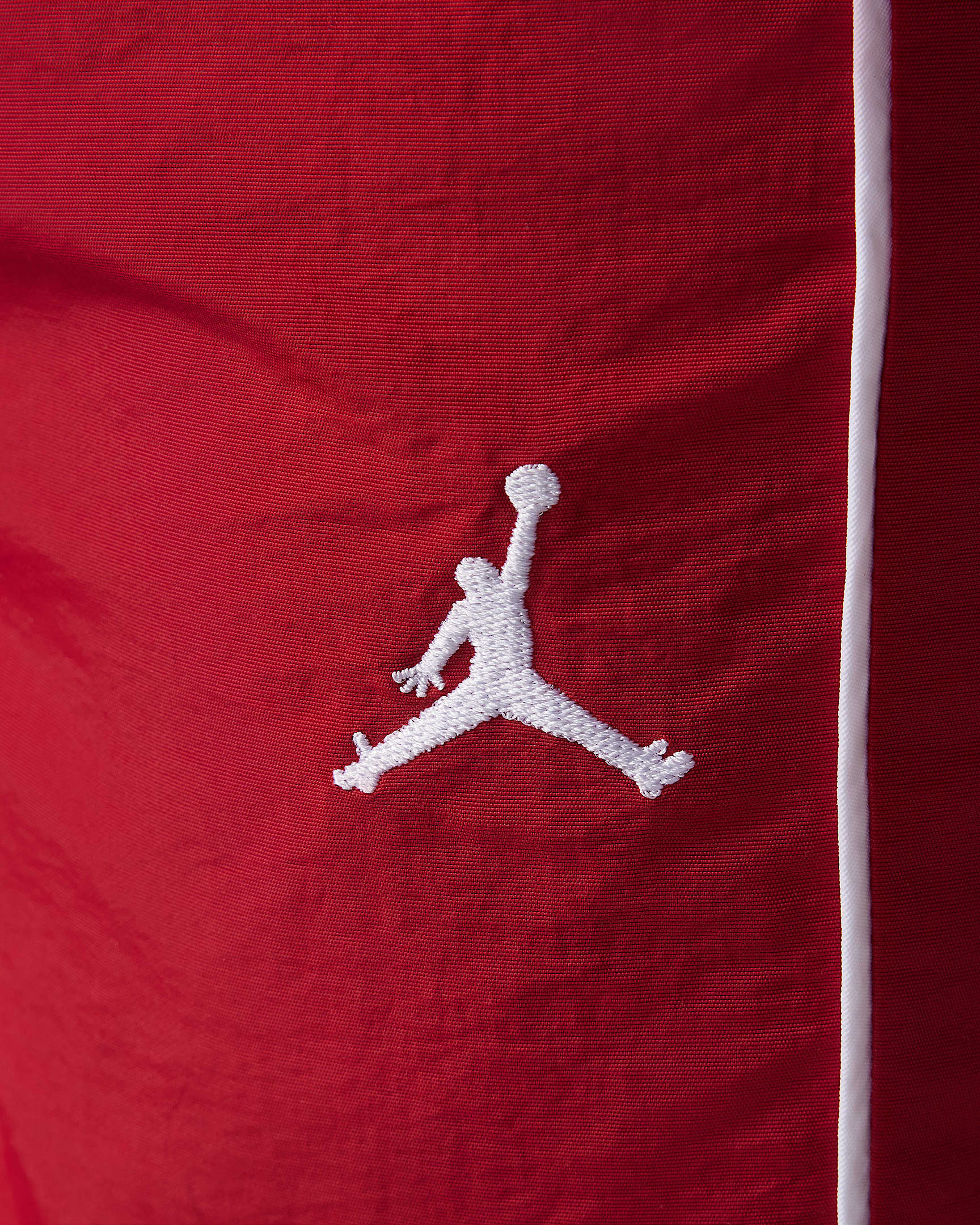 Jordan Little Kids' 2-Piece Windbreaker Piping Set. Nike.com