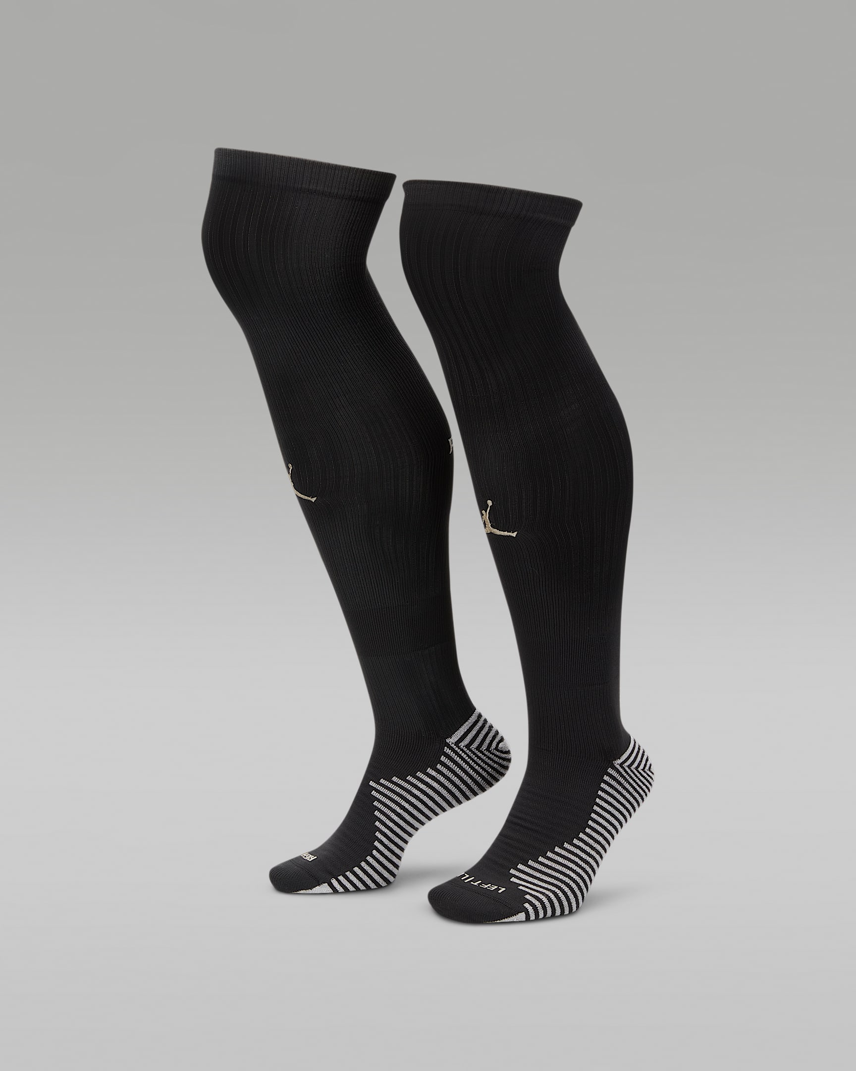 Paris Saint-Germain Strike Knee-High Football Socks. Nike IL