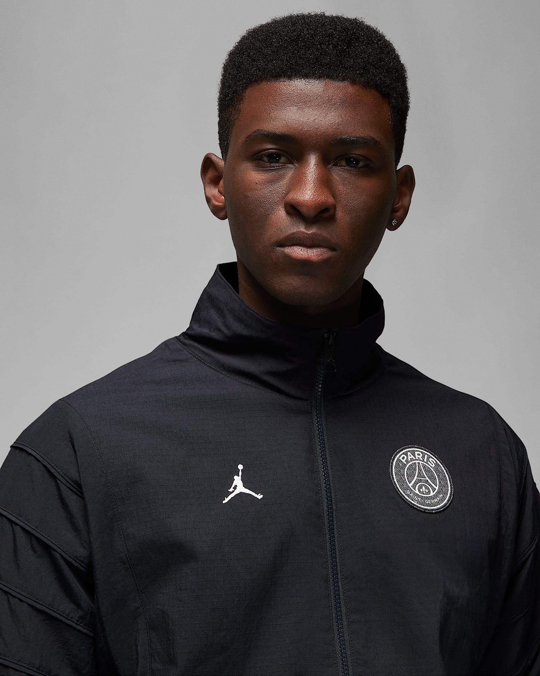 Paris Saint-Germain Men's Anthem Jacket. Nike BE