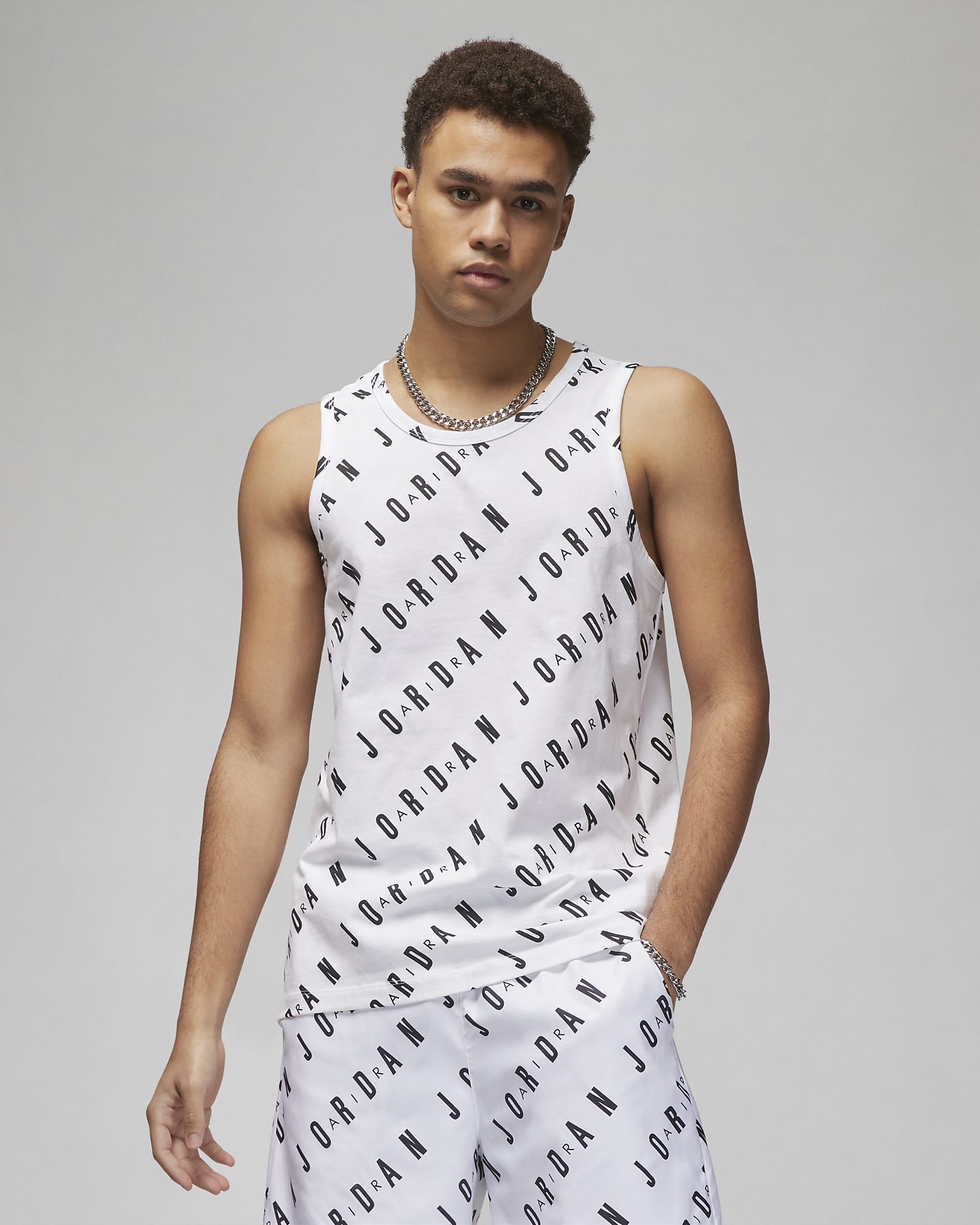 Jordan Essentials Men's Tank Top. Nike IL