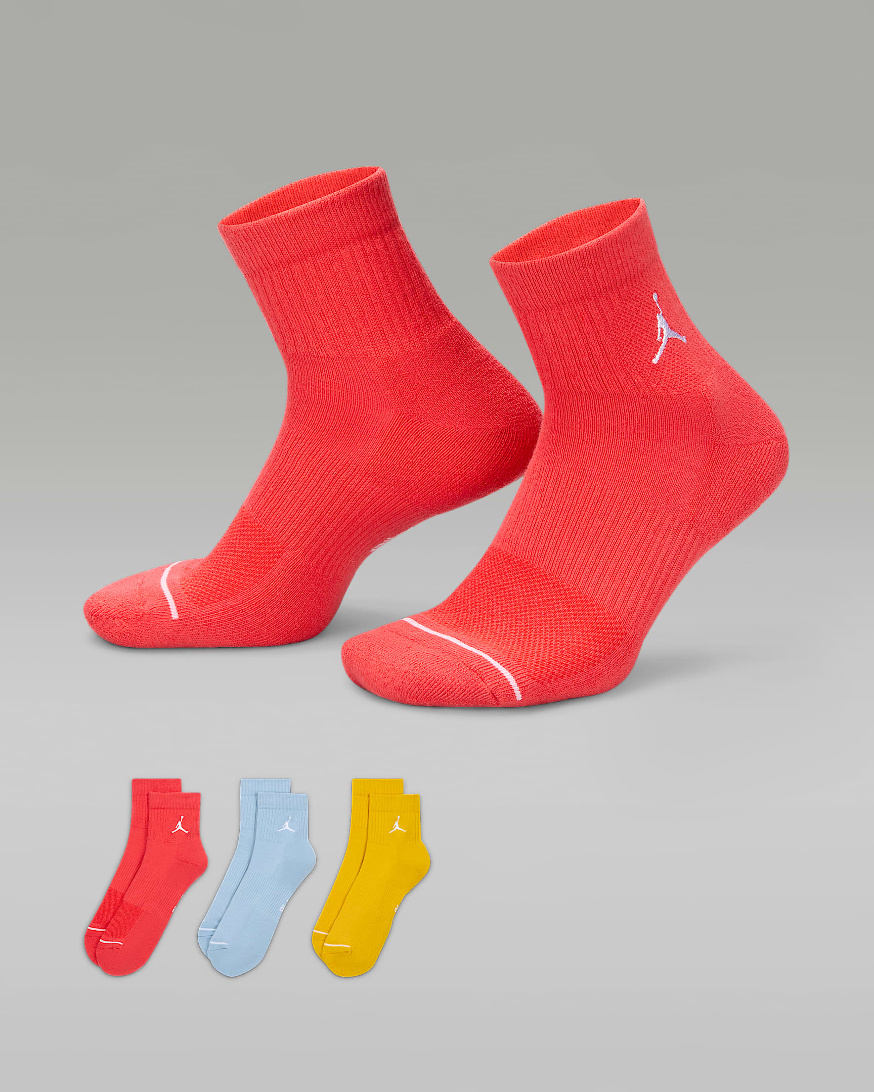 Jordan Everyday Ankle Socks (3 Pairs). Nike CH