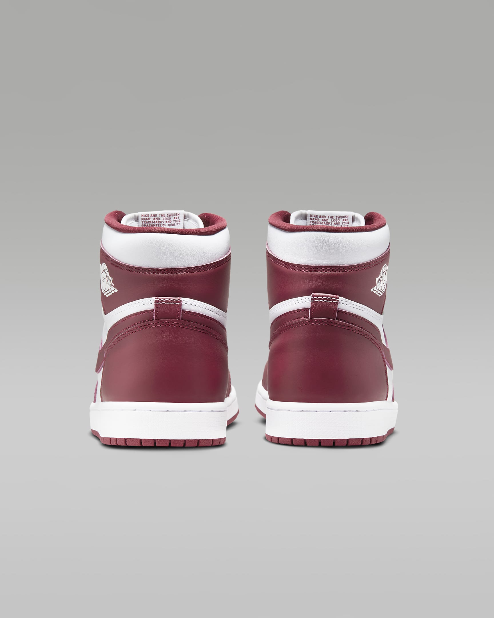 Air Jordan 1 Retro High OG Men's Shoes. Nike PH