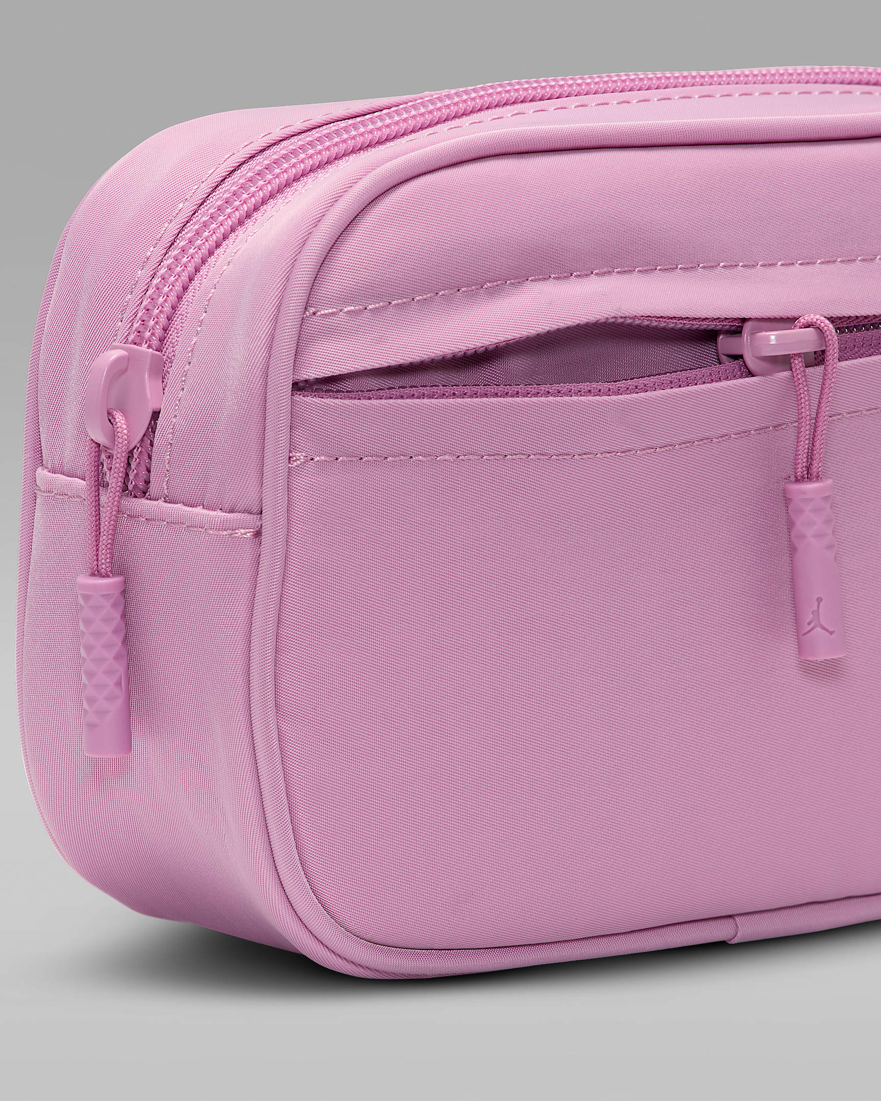 Jordan Alpha Camera Bag (1L). Nike UK