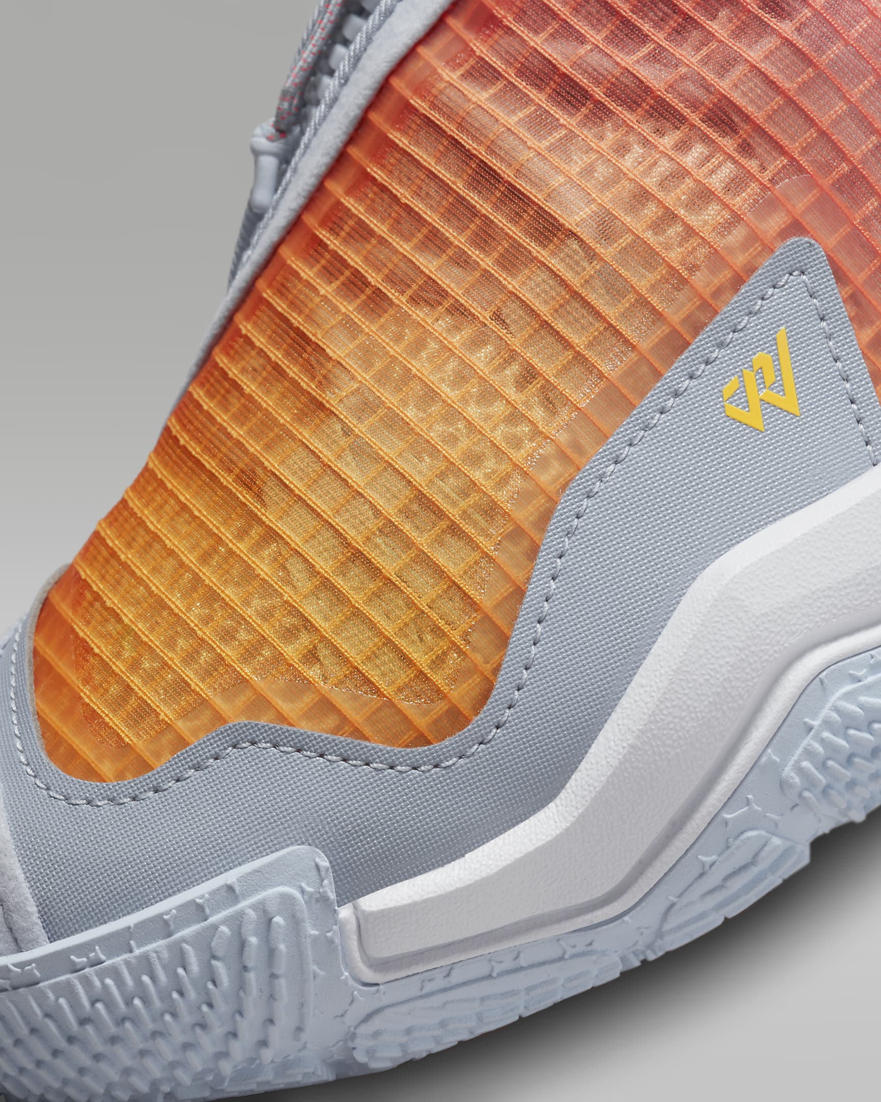 Jordan Why Not .6 basketbalschoenen. Nike BE