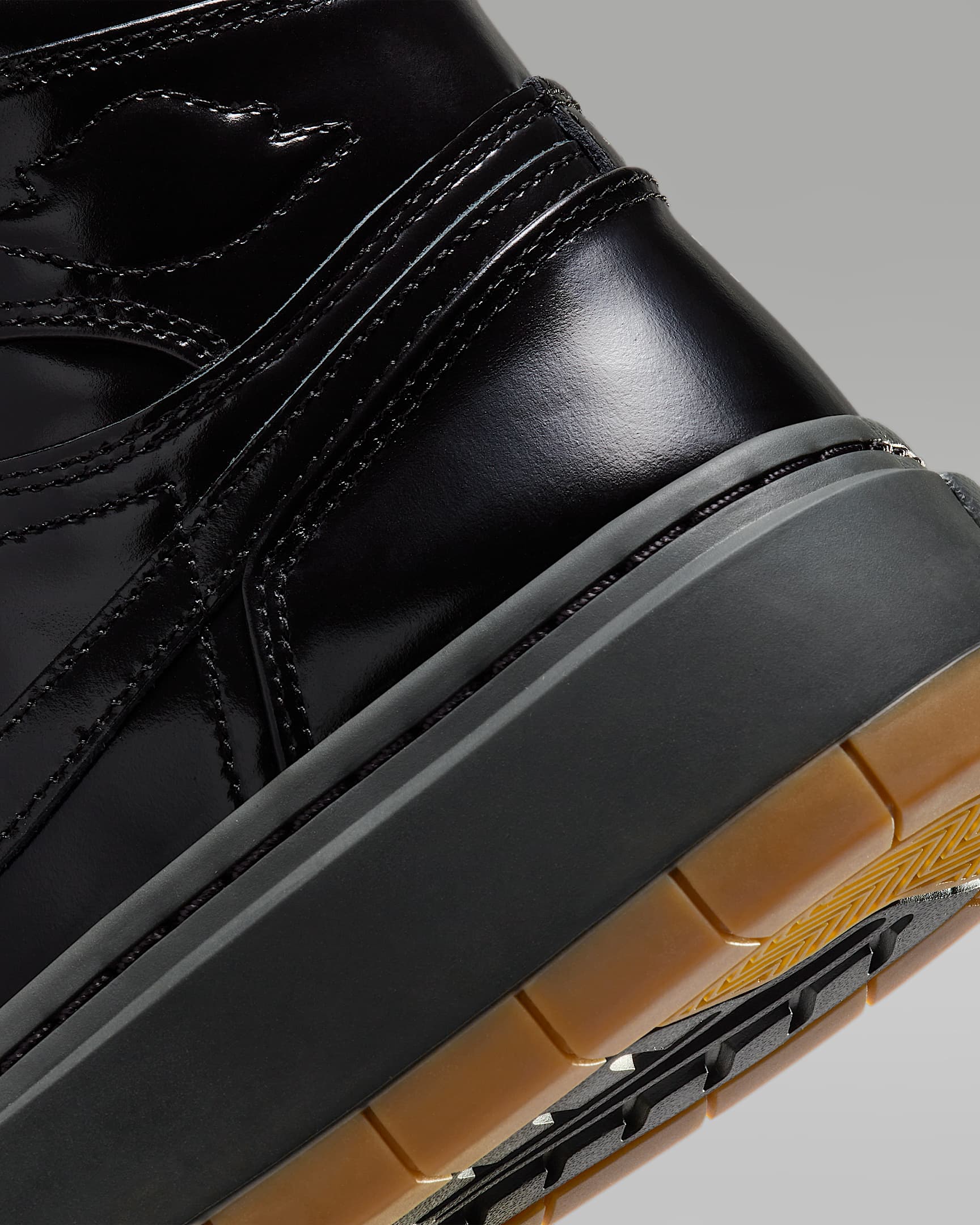 Air Jordan 1 Elevate High SE Women's Shoes. Nike LU