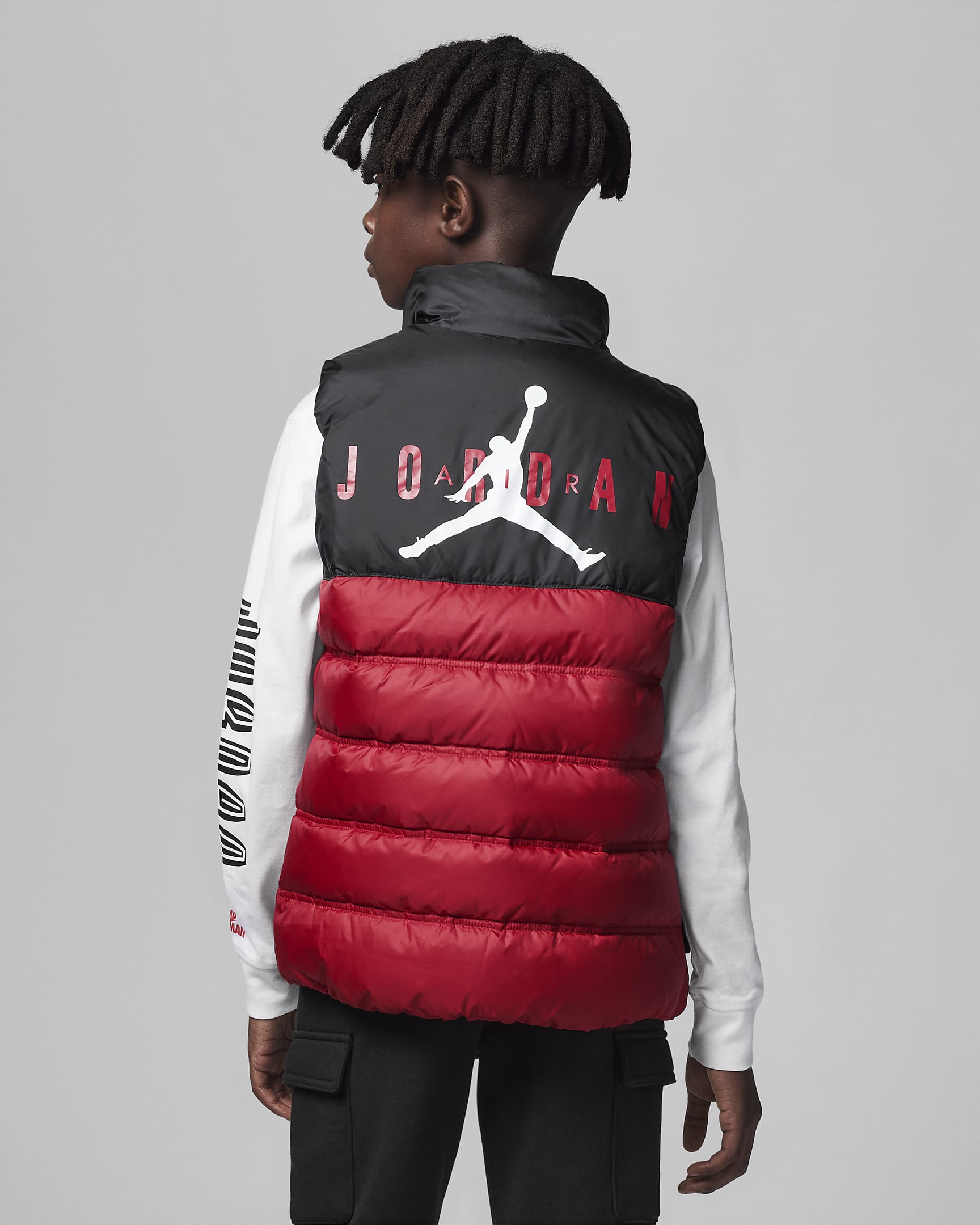 Jordan Blocked Down Vest Older Kids' Gilet. Nike IE