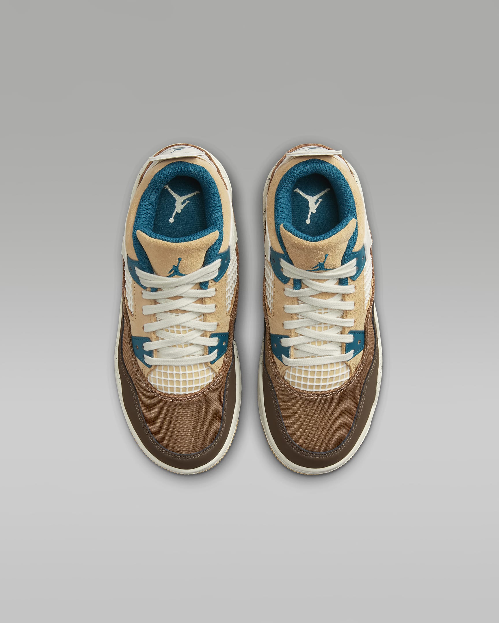 Jordan 4 Retro Younger Kids' Shoes. Nike DK