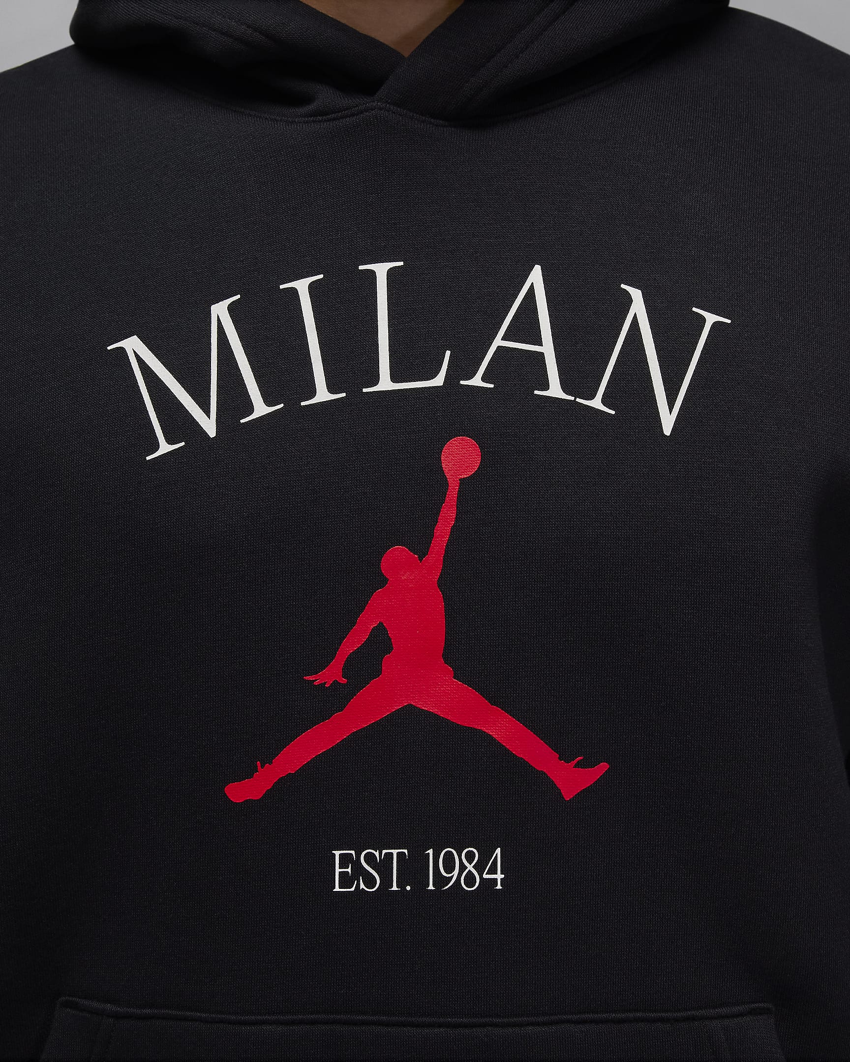 Jordan Milan Men's Pullover Hoodie. Nike CH