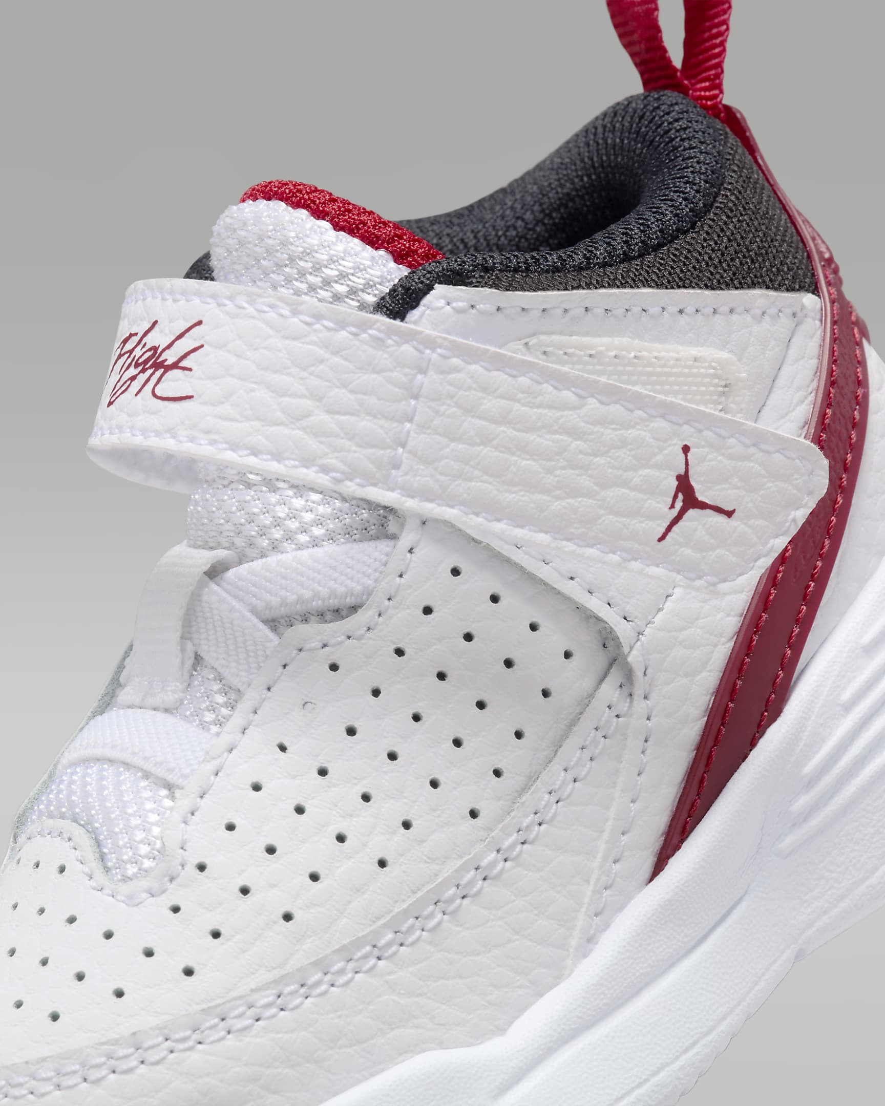 Jordan Max Aura 5 Schuh für Babys und Kleinkinder. Nike LU