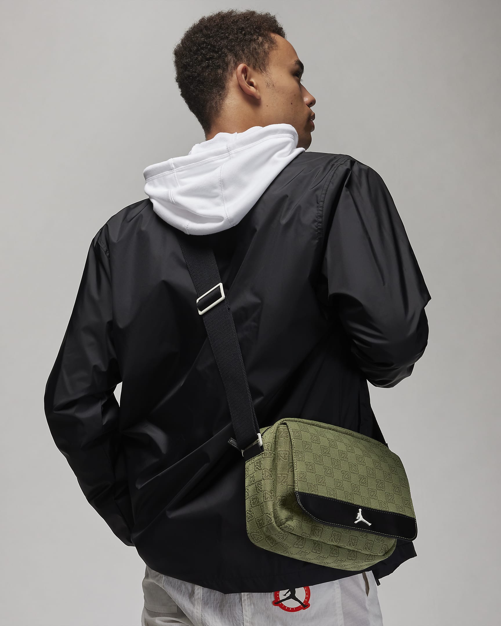 Jordan Monogram Cross-body Cross-body Bag. Nike AT