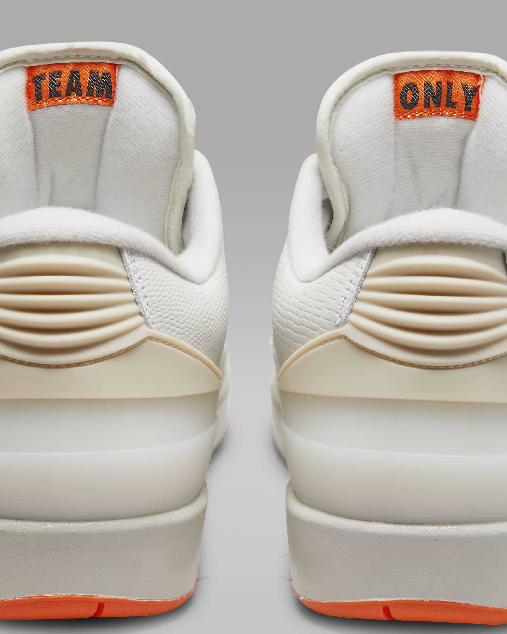 Sapatilhas Air Jordan 2 Retro Low SP para homem. Nike PT