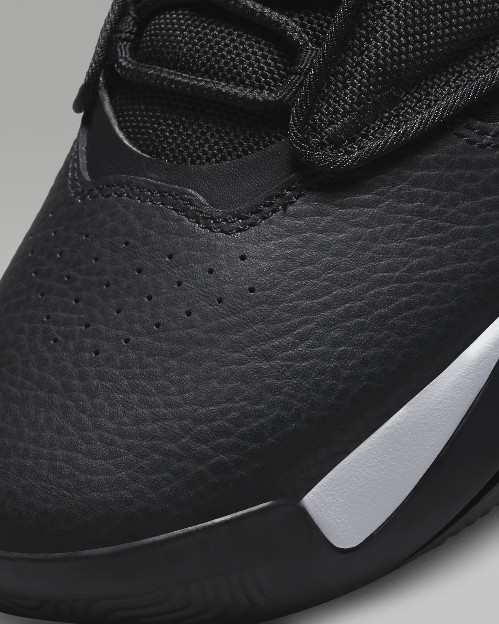 Jordan Max Aura 4 Men's Shoes. Nike IN