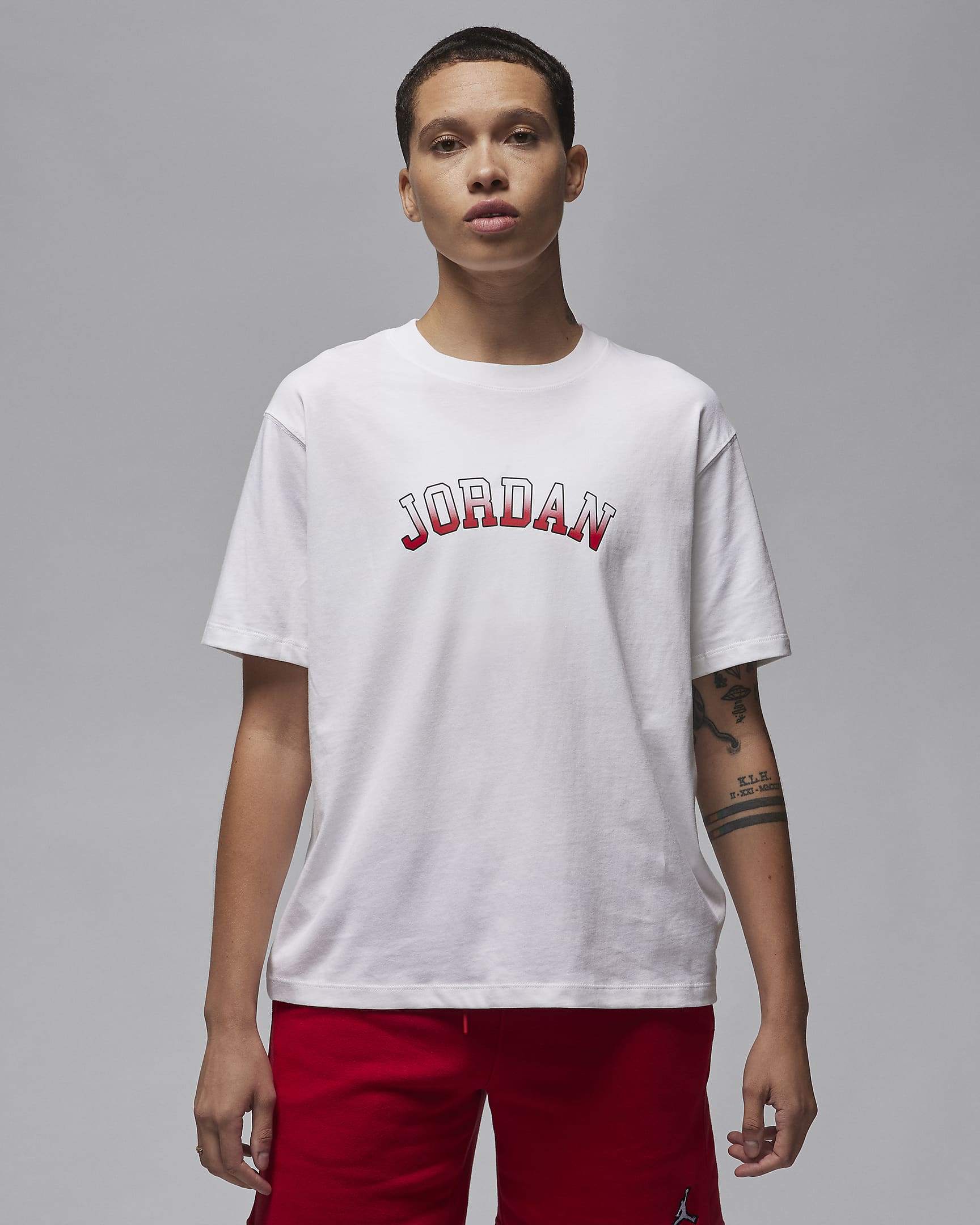 Jordan Women's Graphic T-Shirt. Nike SG