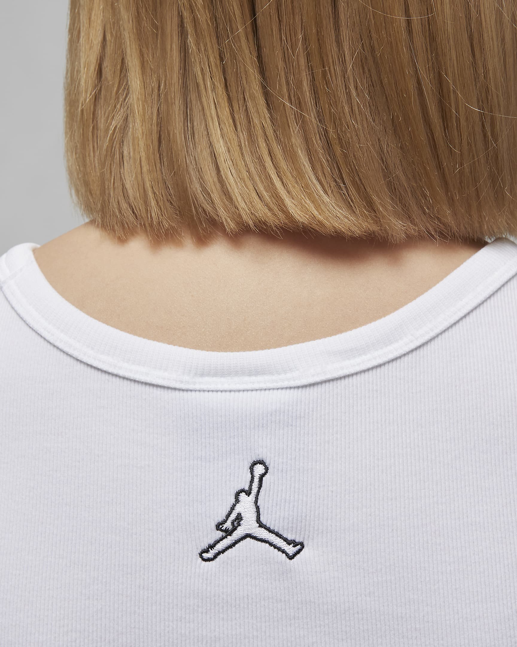 Jordan Women's Tank. Nike PT