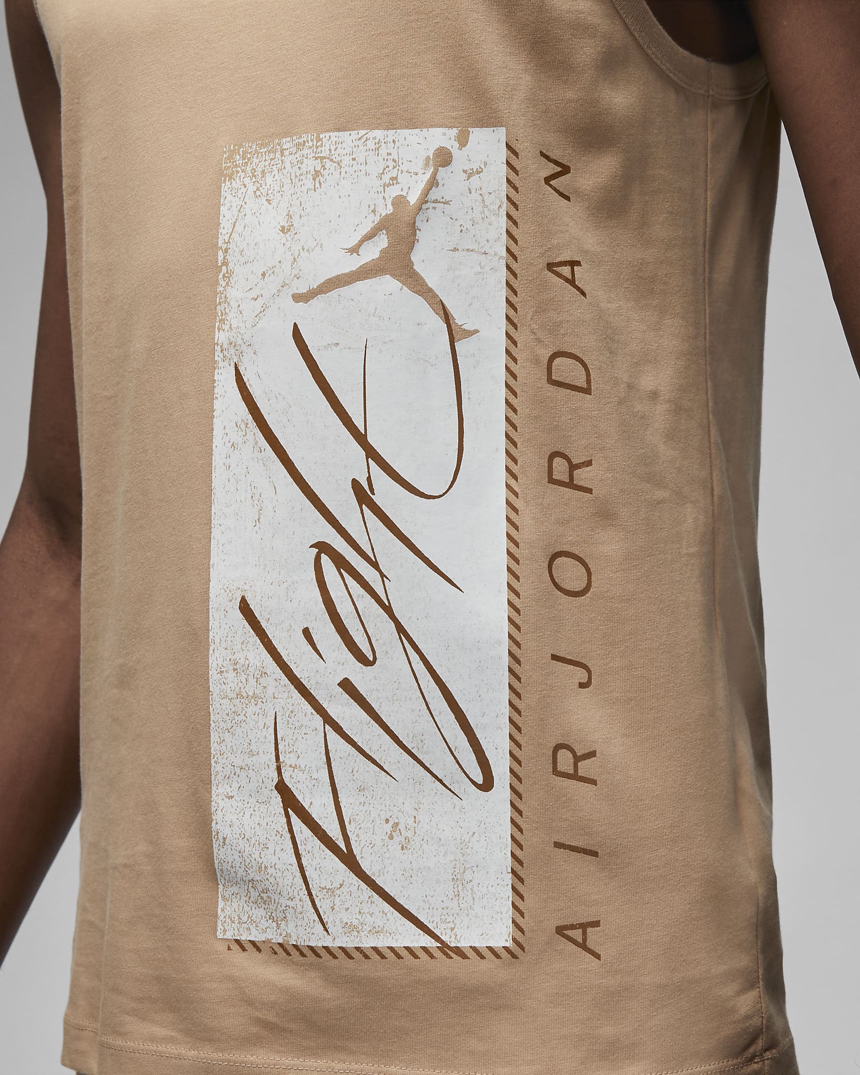 Jordan Essentials Men's Graphic Tank Top. Nike SK