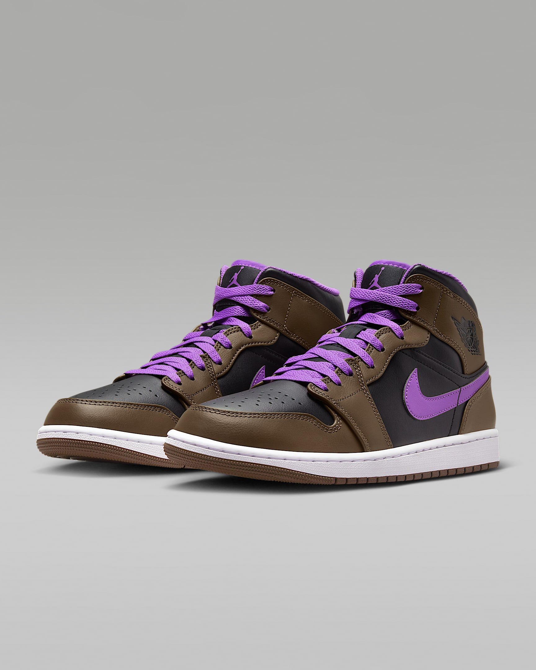 Air Jordan 1 Mid Men's Shoes. Nike UK